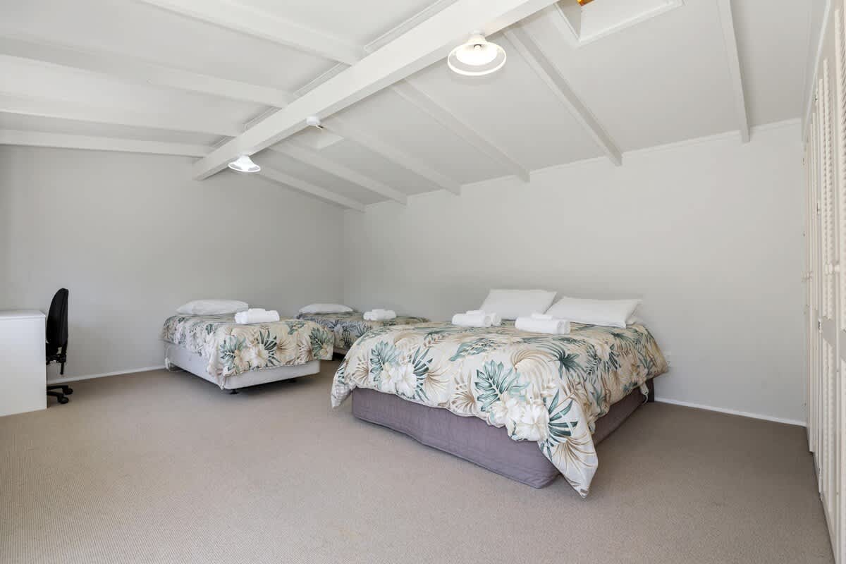 Hannah's Bay Lakefront | Lake Views with Kayaks | Rotorua | InnList ...