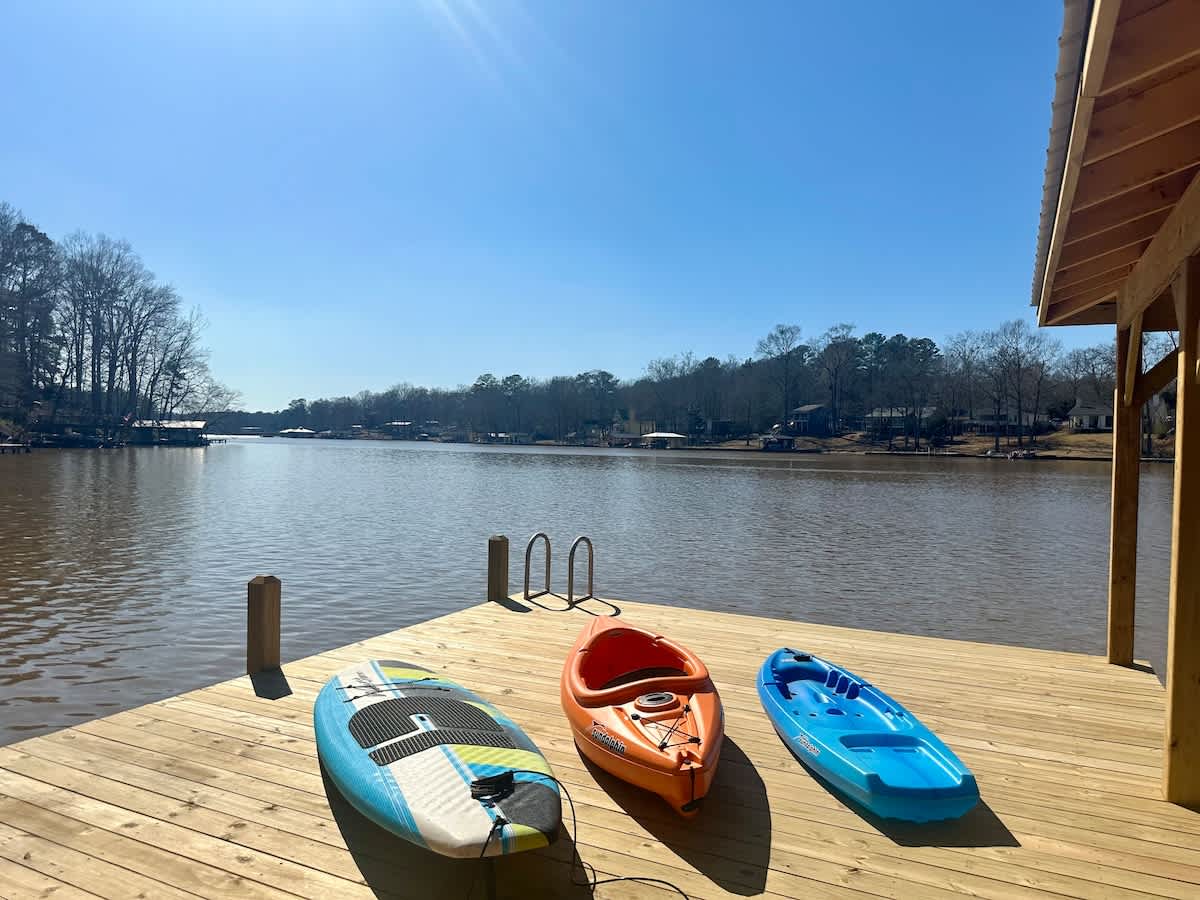 Lyon's Den - *NEW* 5bd, Sleeps 13, New Dock+ More | Eatonton | Lakeside ...