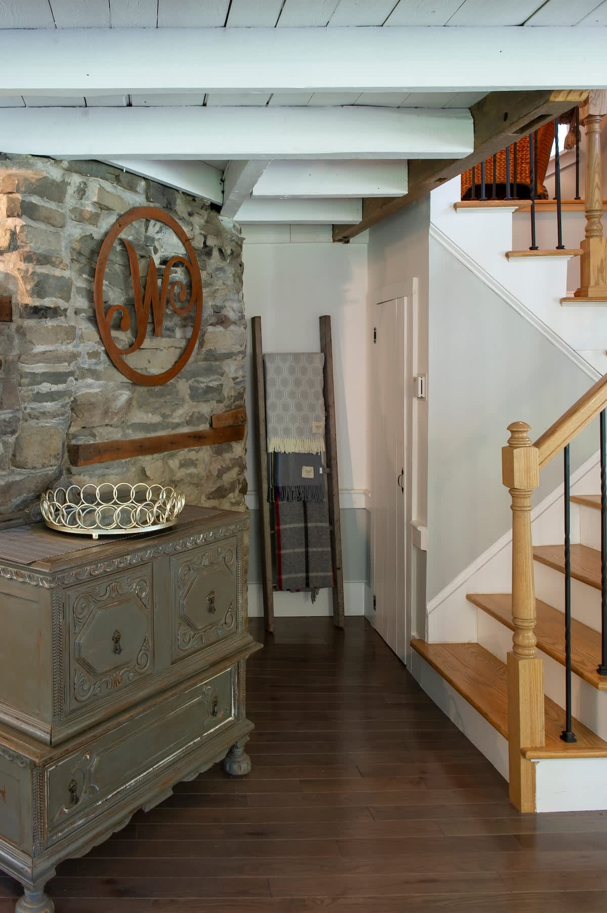 Hammer House at Three Hammers Winery | Hawley | Select Rentals