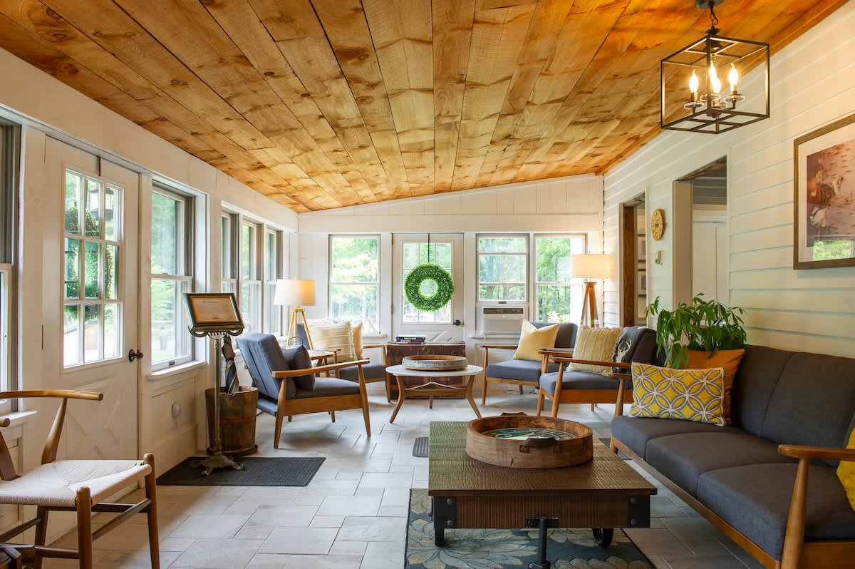 Hammer House at Three Hammers Winery | Hawley | Select Rentals