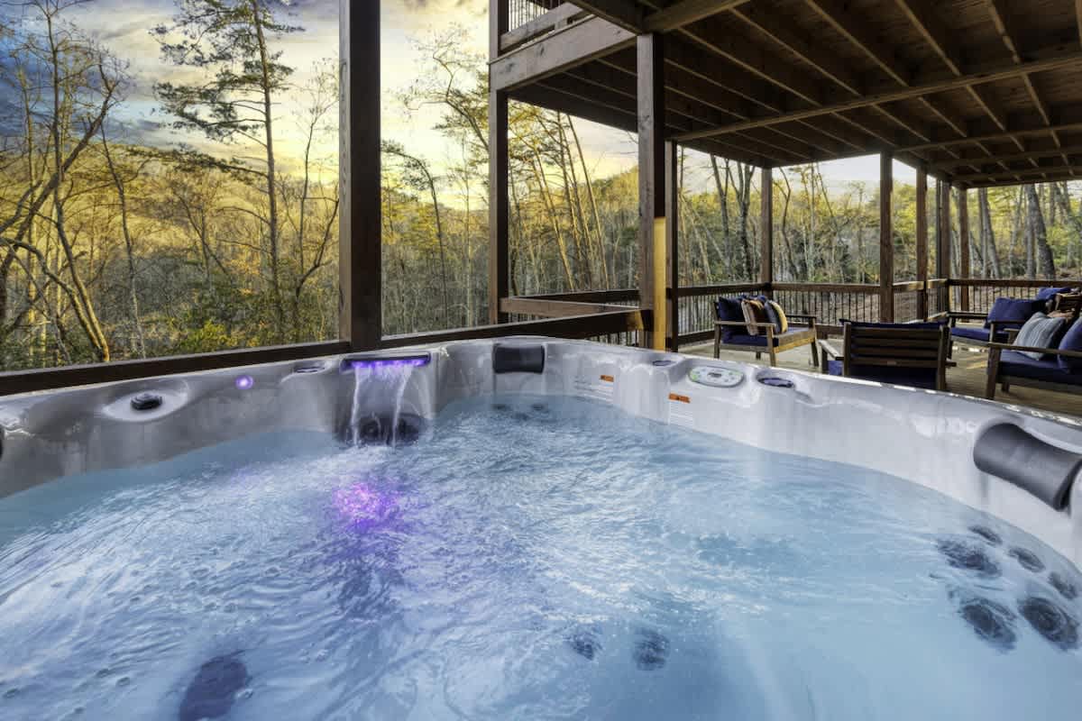 Blue Ridge Cabin | Views, Hot Tub & 2 Decks | Blue Ridge | Unwind ...