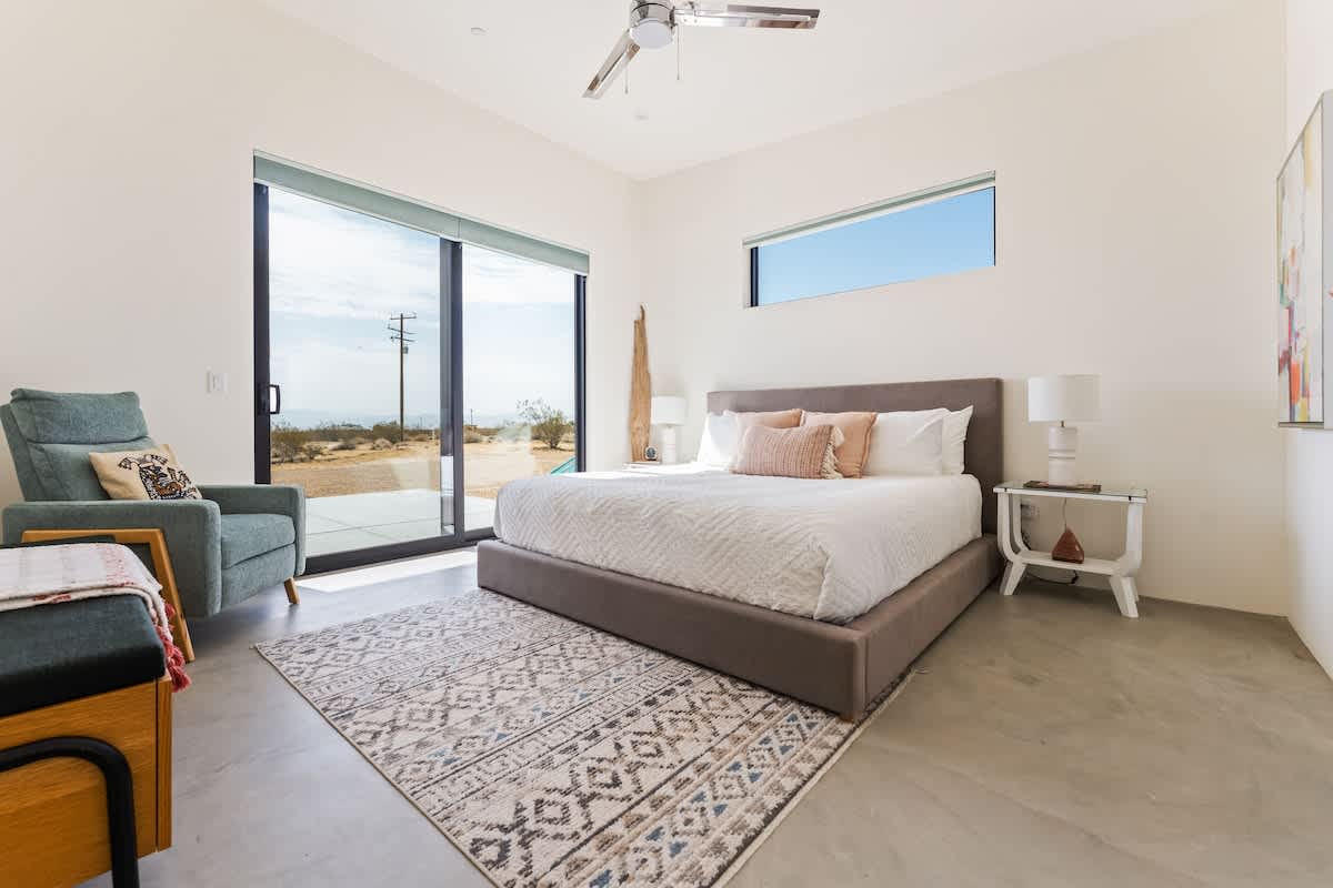 New! Hot Tub, Dreamy Daybed, View | The Cohost Company: Joshua Tree