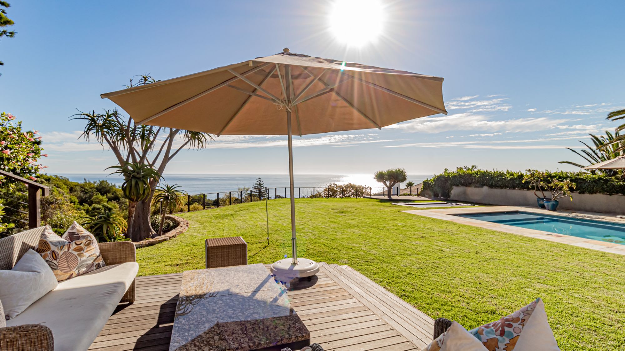 Camps Bay - Beachfront Bliss and Breathtaking Beauty Await
