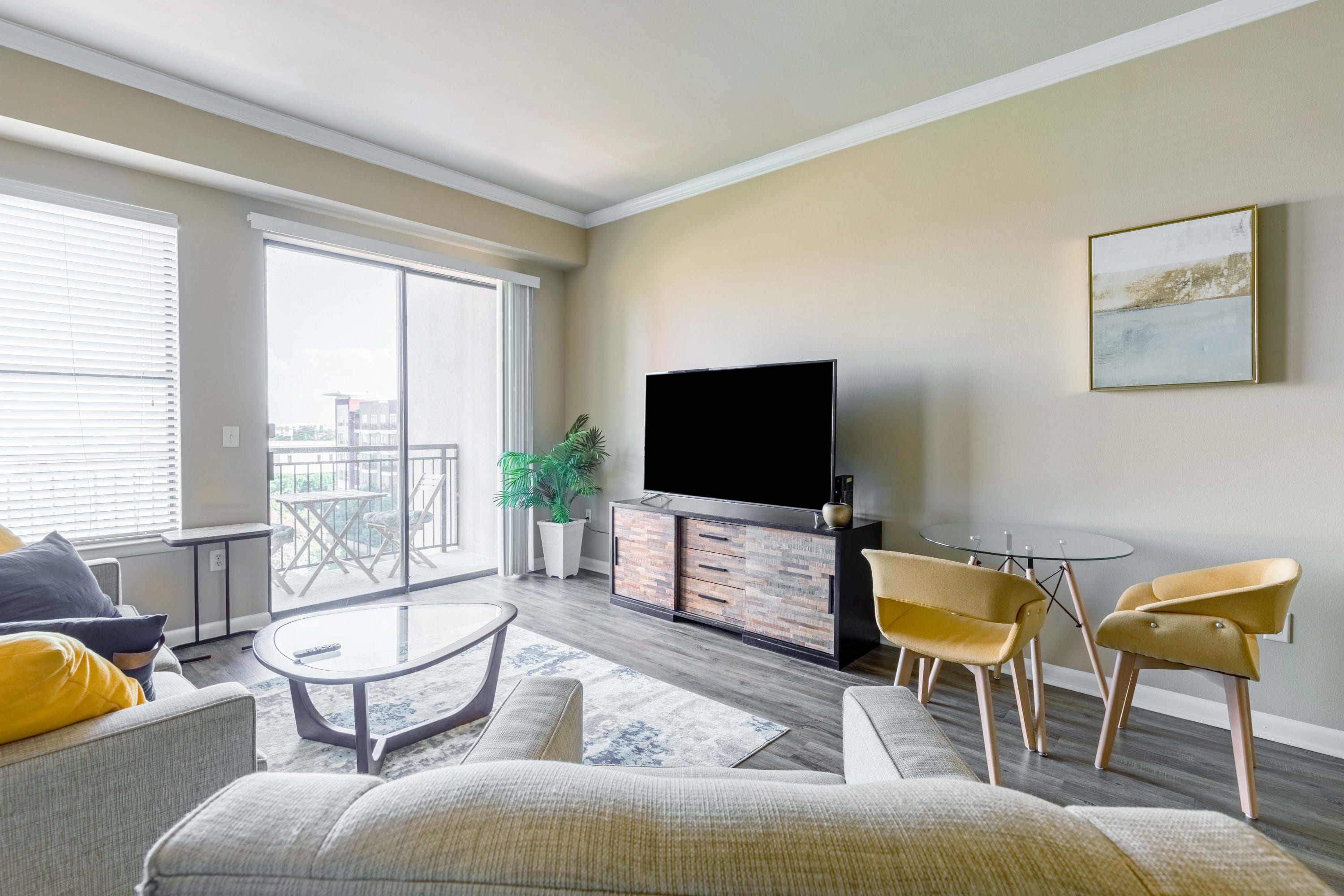 Dallas Gay Village Guide - Oak Lawn │ misterb&b