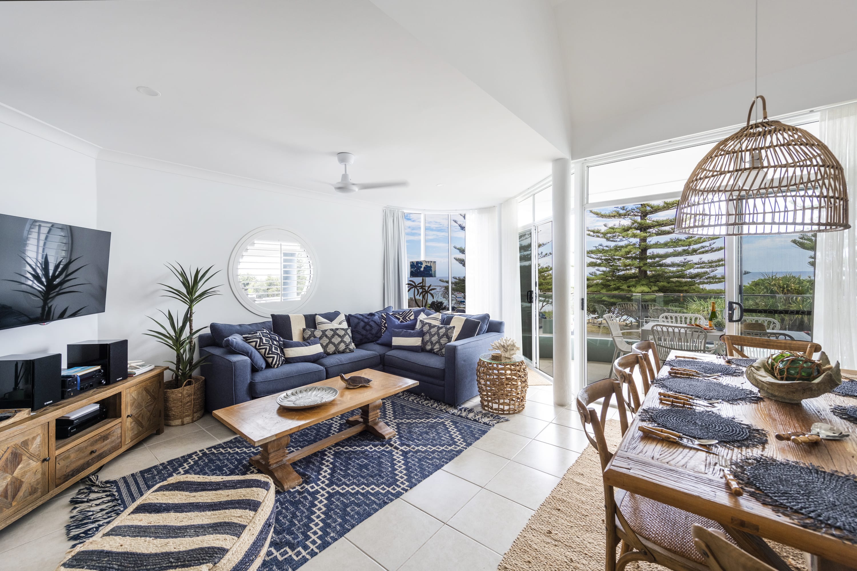 La Ronde Three - Oceanstays - Unit 3 | Yamba | Pilot Hill Pty Ltd ...