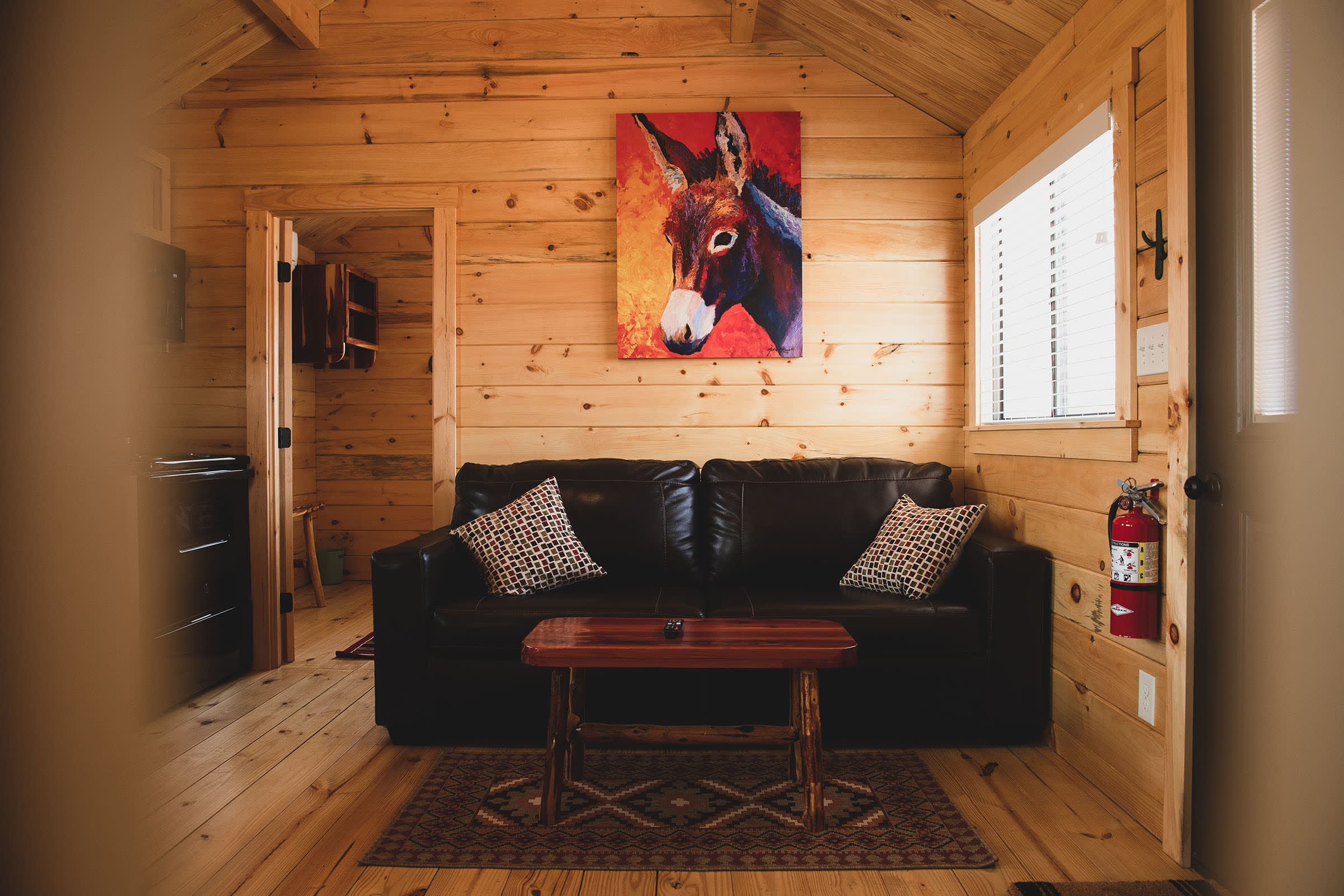 Big Texan Cabins | Amarillo | Big Texan Cabins and Wagons