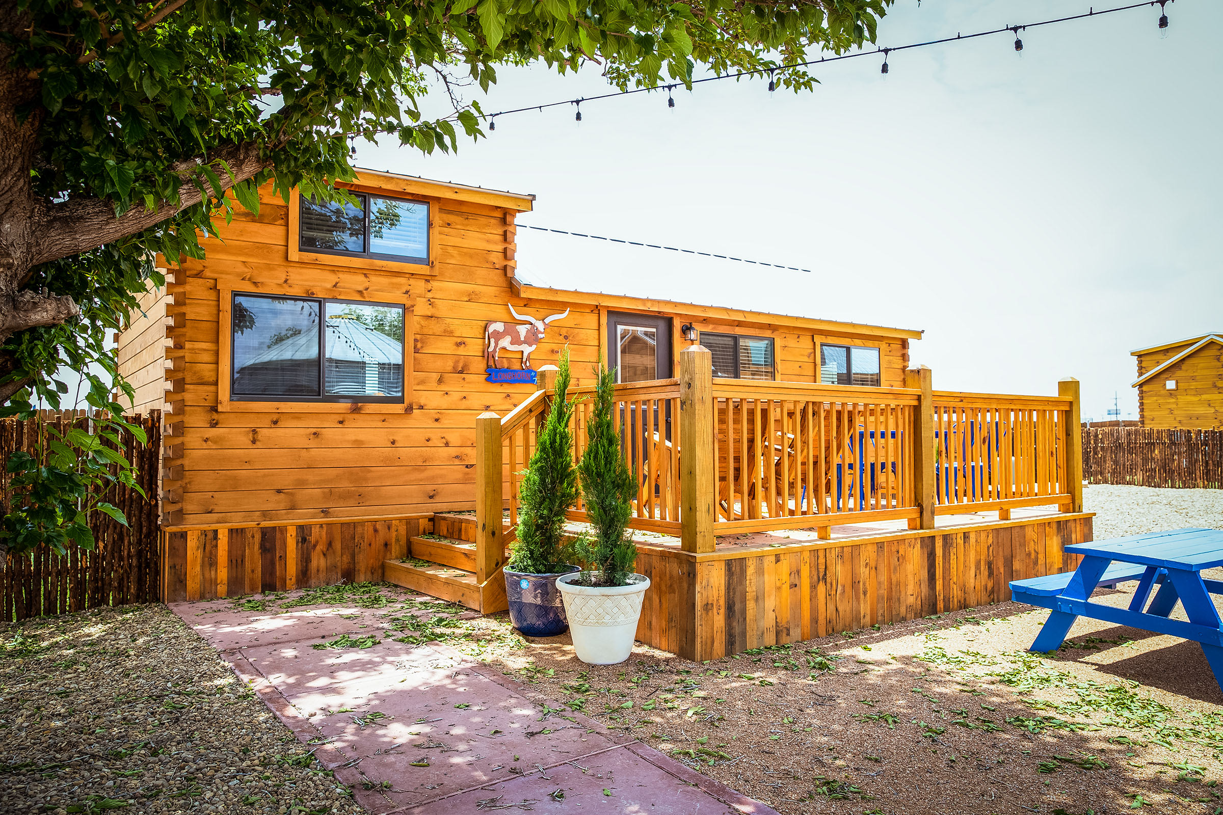 Big Texan Cabins | Amarillo | Big Texan Cabins and Wagons