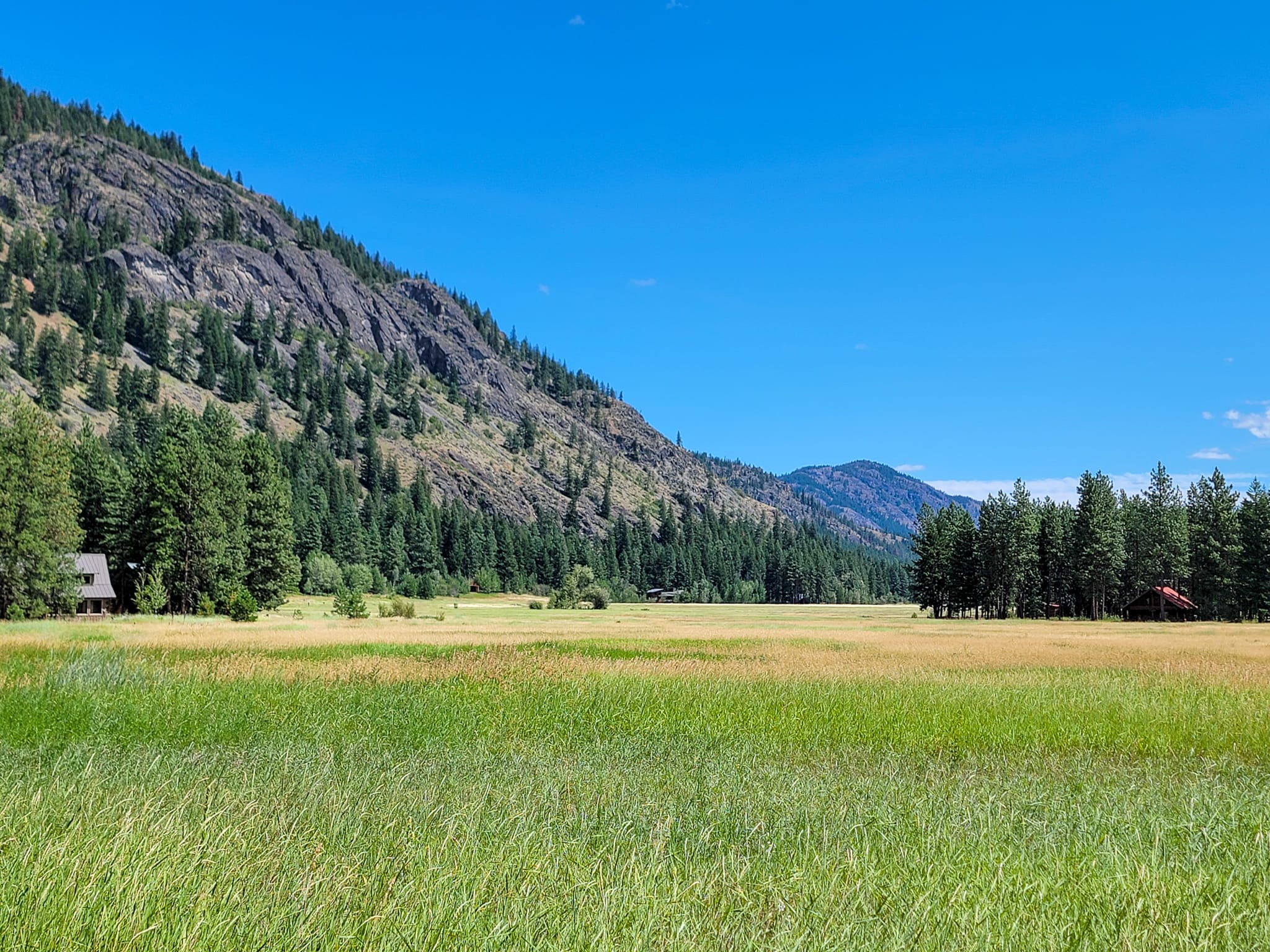 Chechaquo Hideaway | The Inn at Mazama | Cabins of the Methow
