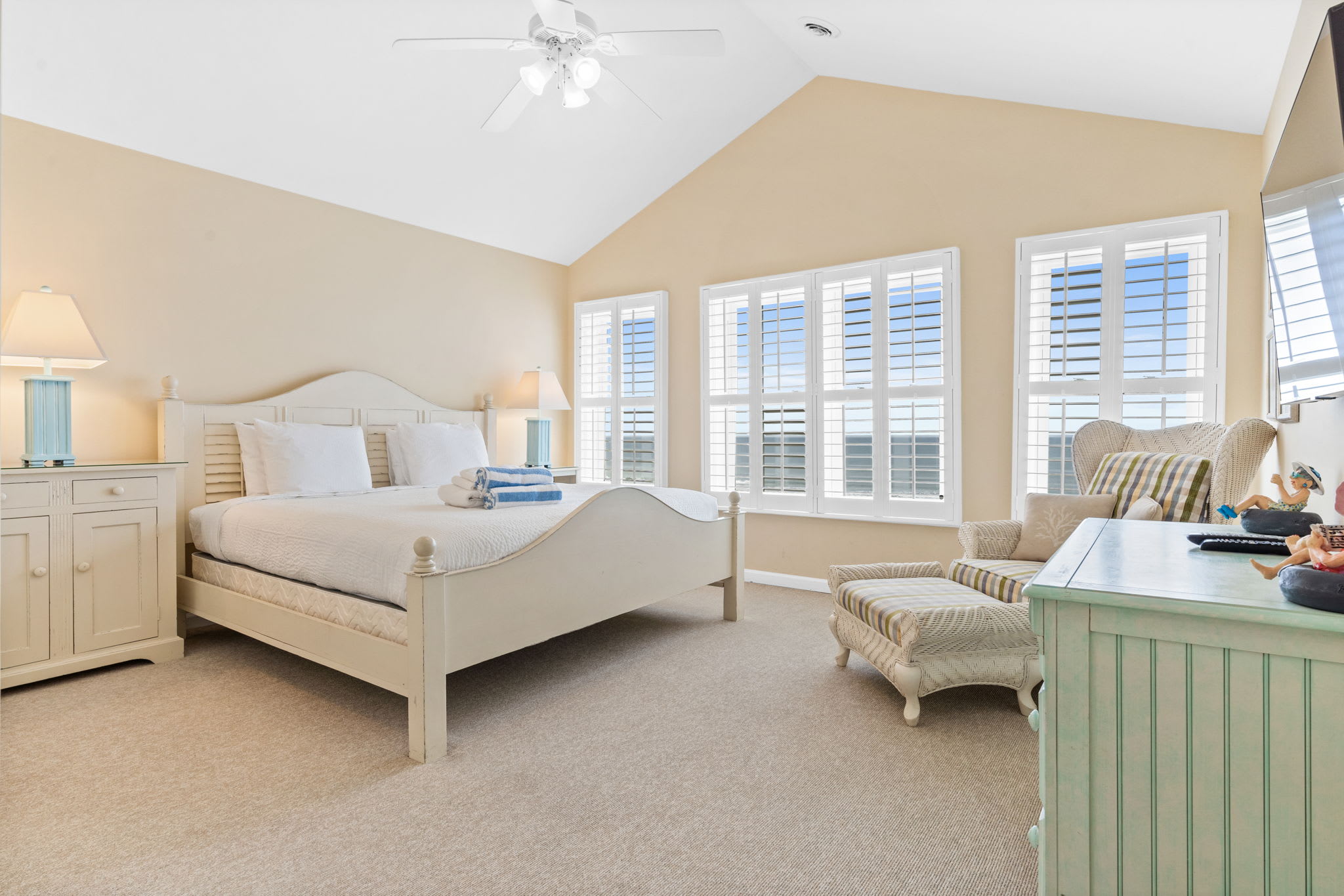 Blue Haven Inn- Ocean Isle Beach | Ocean Isle Beach | Five Hills Realty