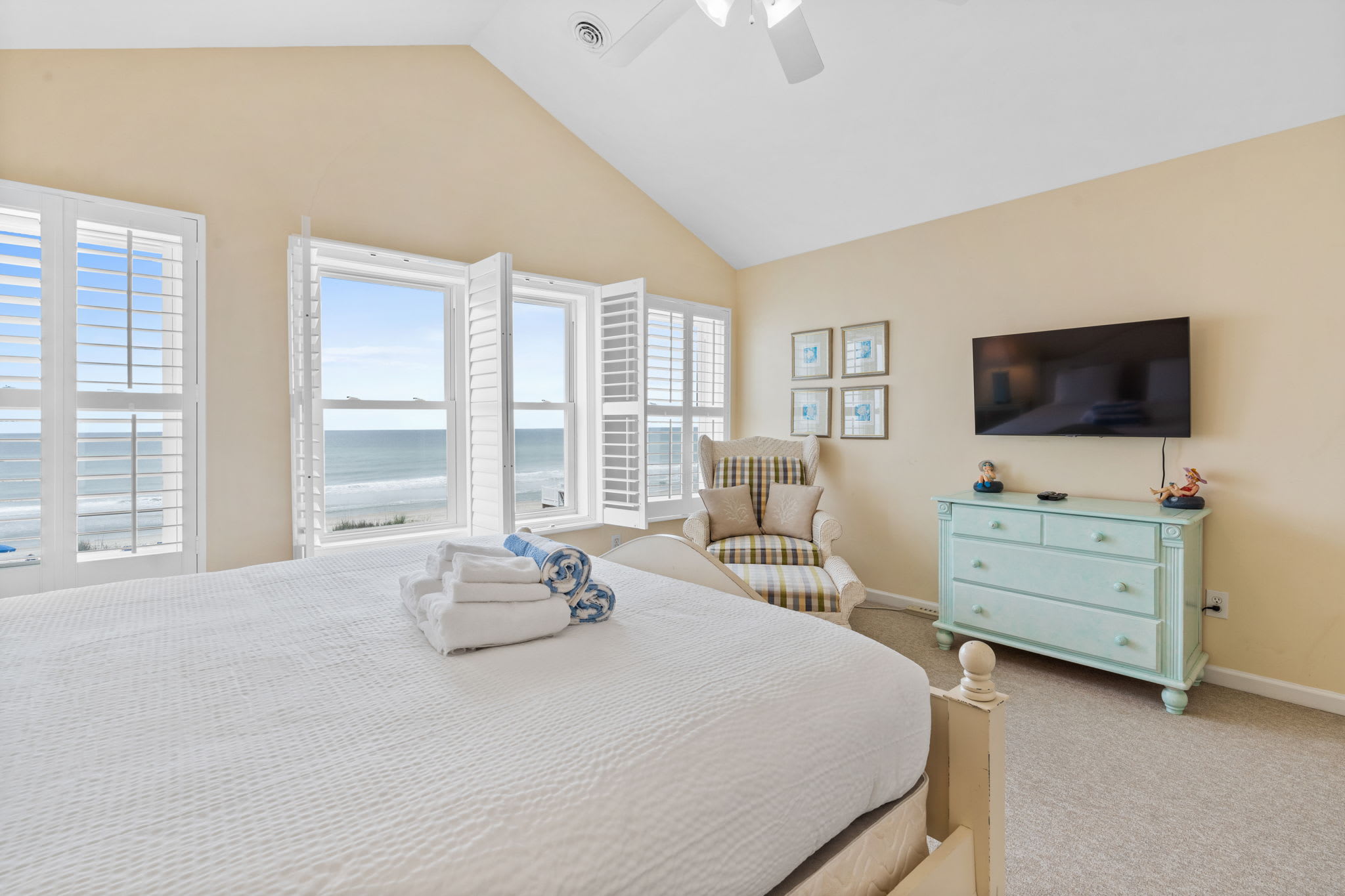 Blue Haven Inn- Ocean Isle Beach | Ocean Isle Beach | Five Hills Realty