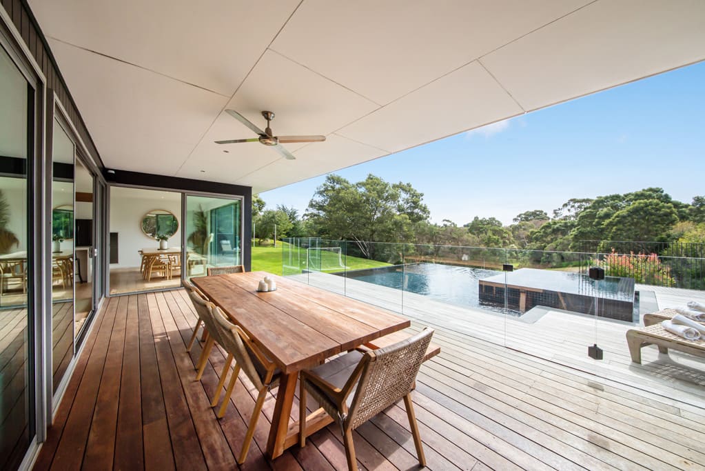 OUR SPECIALS – Holiday Shacks