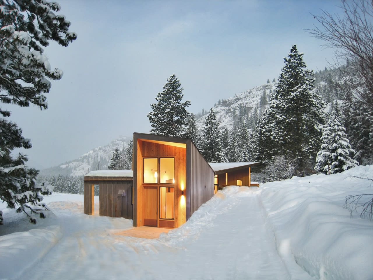 Miners Refuge - Mazama retreat with mountain views | Mazama | The Inn ...