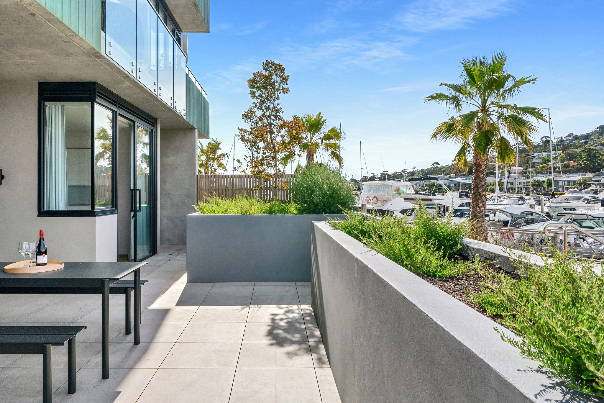 Boutique Waterfront Apartment - The Wheelhouse - Peachy Properties