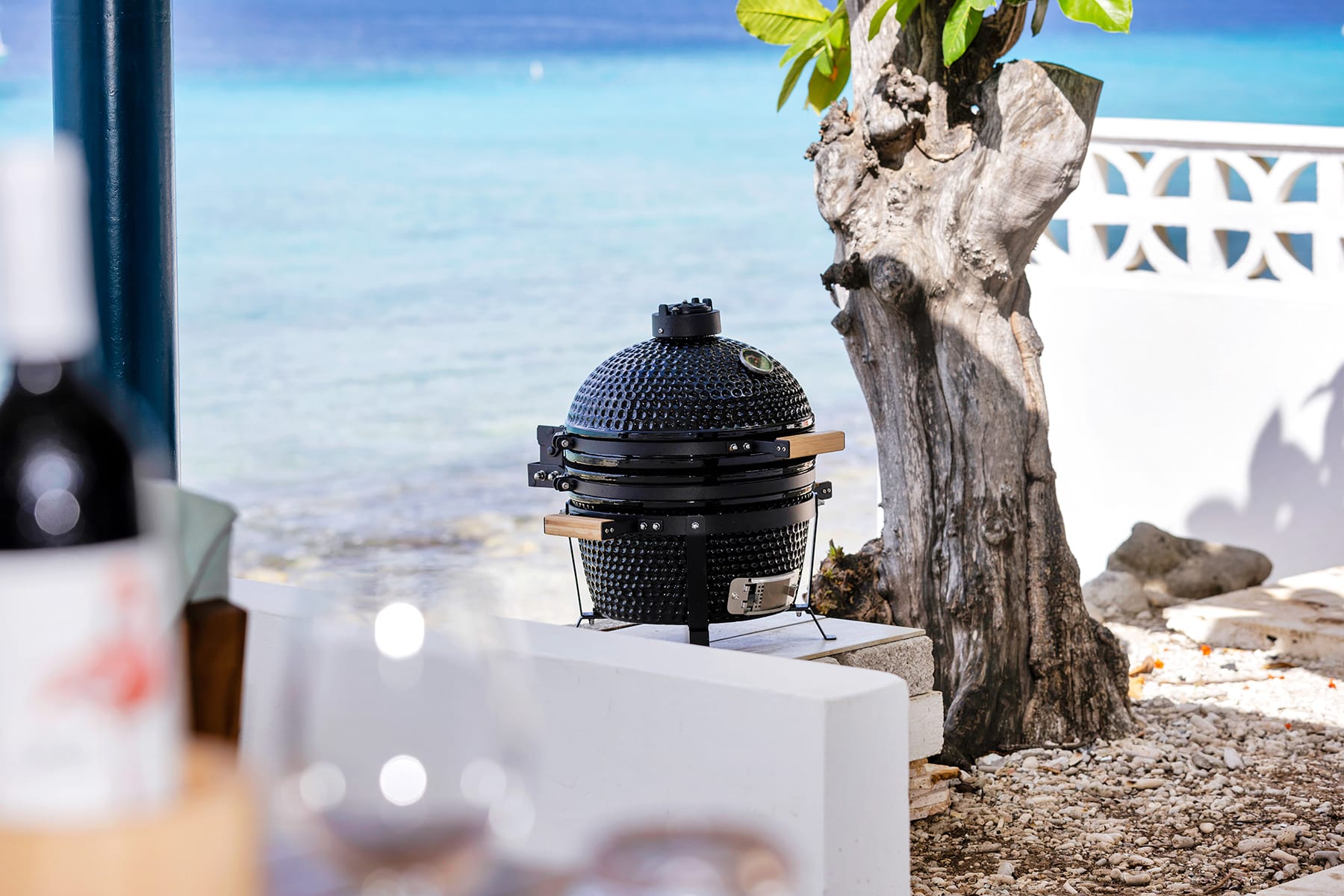 Pixel Paradise oceanfront beach house with stunning views - From $221 ...