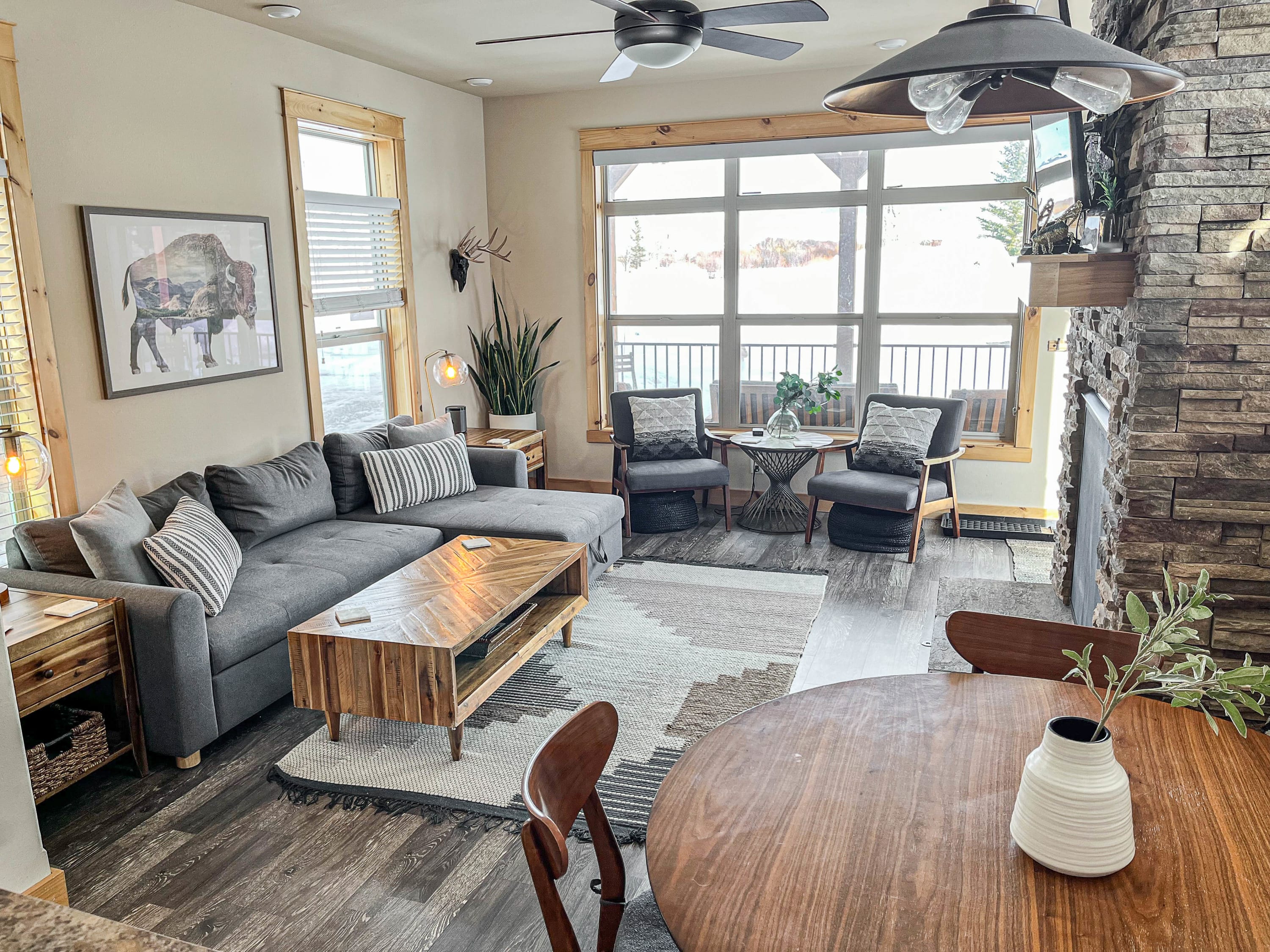 Cozy Patios And Gas Fireplace - Charming Mountain Retreat - Granby, CO