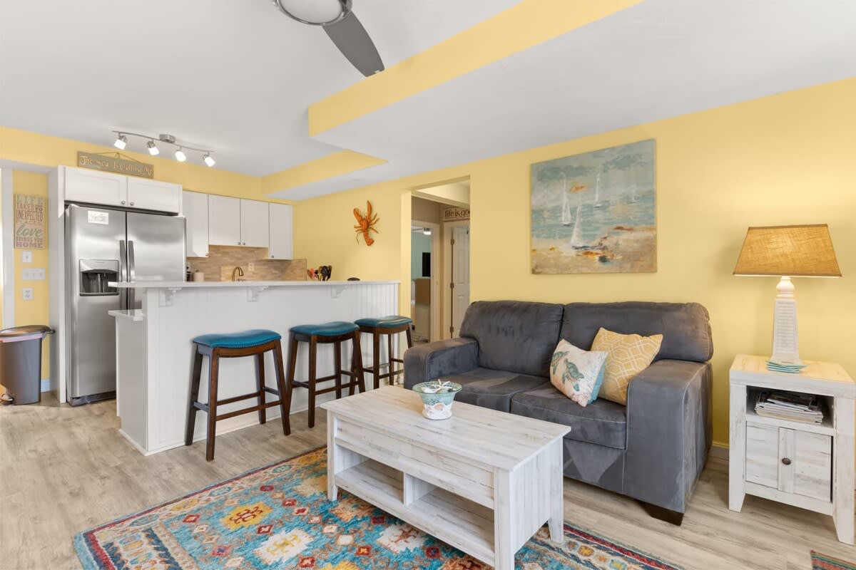 10 Mins From Downtown | Walk To Beach & Lighthouse - Salisbury, MA