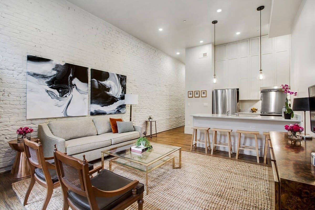 Chic Renovated Condo Suite | FQ/Casino | New Orleans | Heirloom