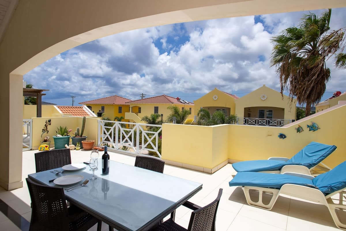 Prikichi F2 Relax & Dive Resort Bonaire Village - BonaireVillage.nl