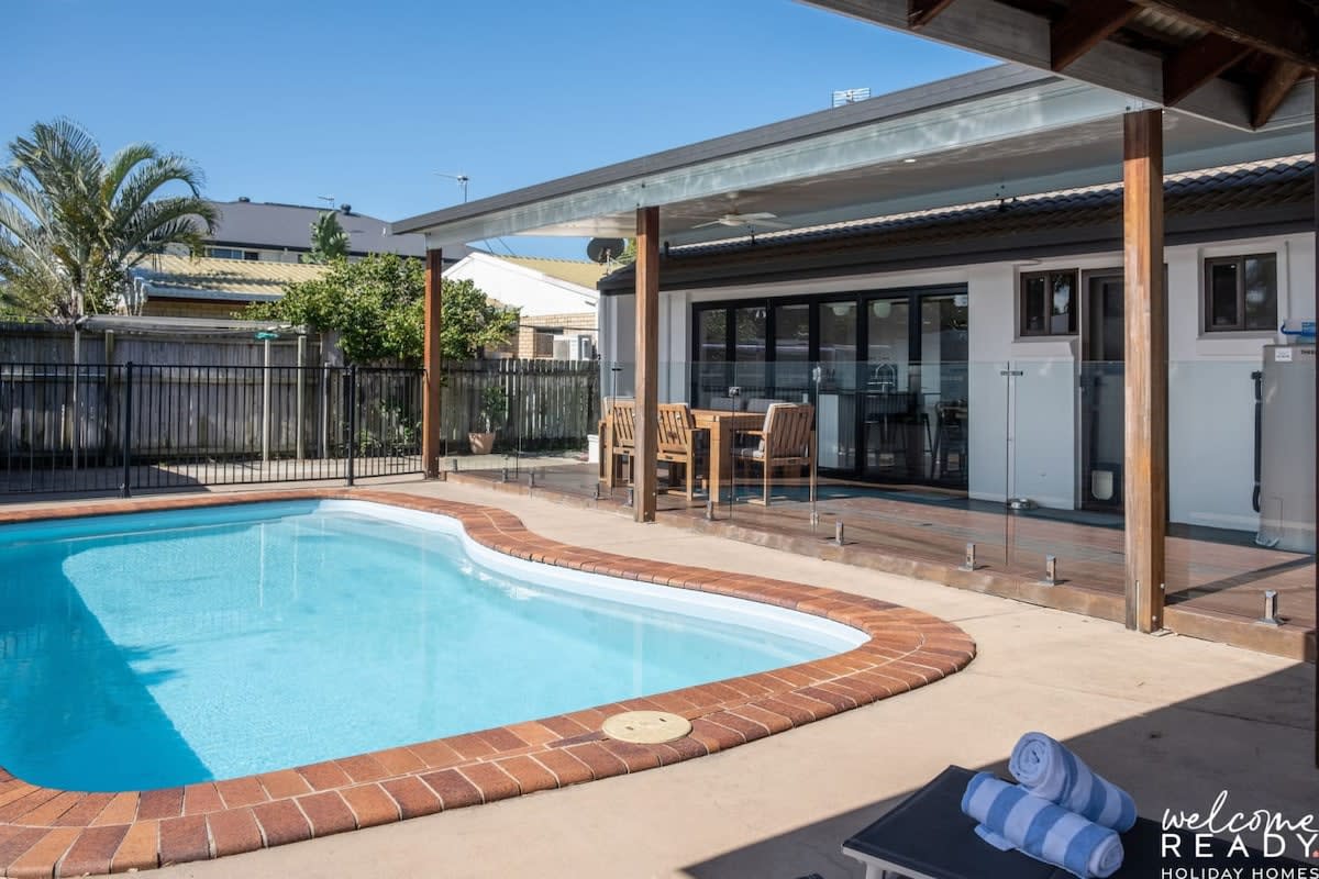 Pet-Friendly Home + Pool, Walk to Warana Beach | Benalla Street 6, 4575 ...