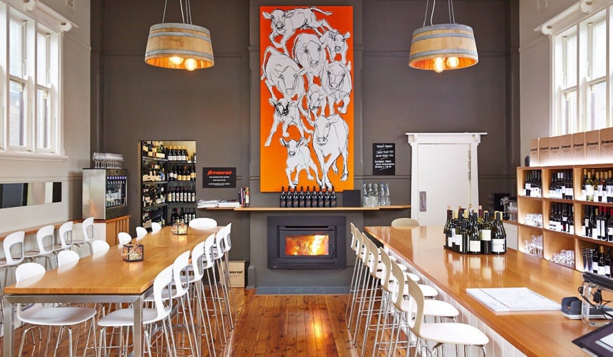The Byng House - Grand & Central, Entertain 12 ppl | Orange | Book ...