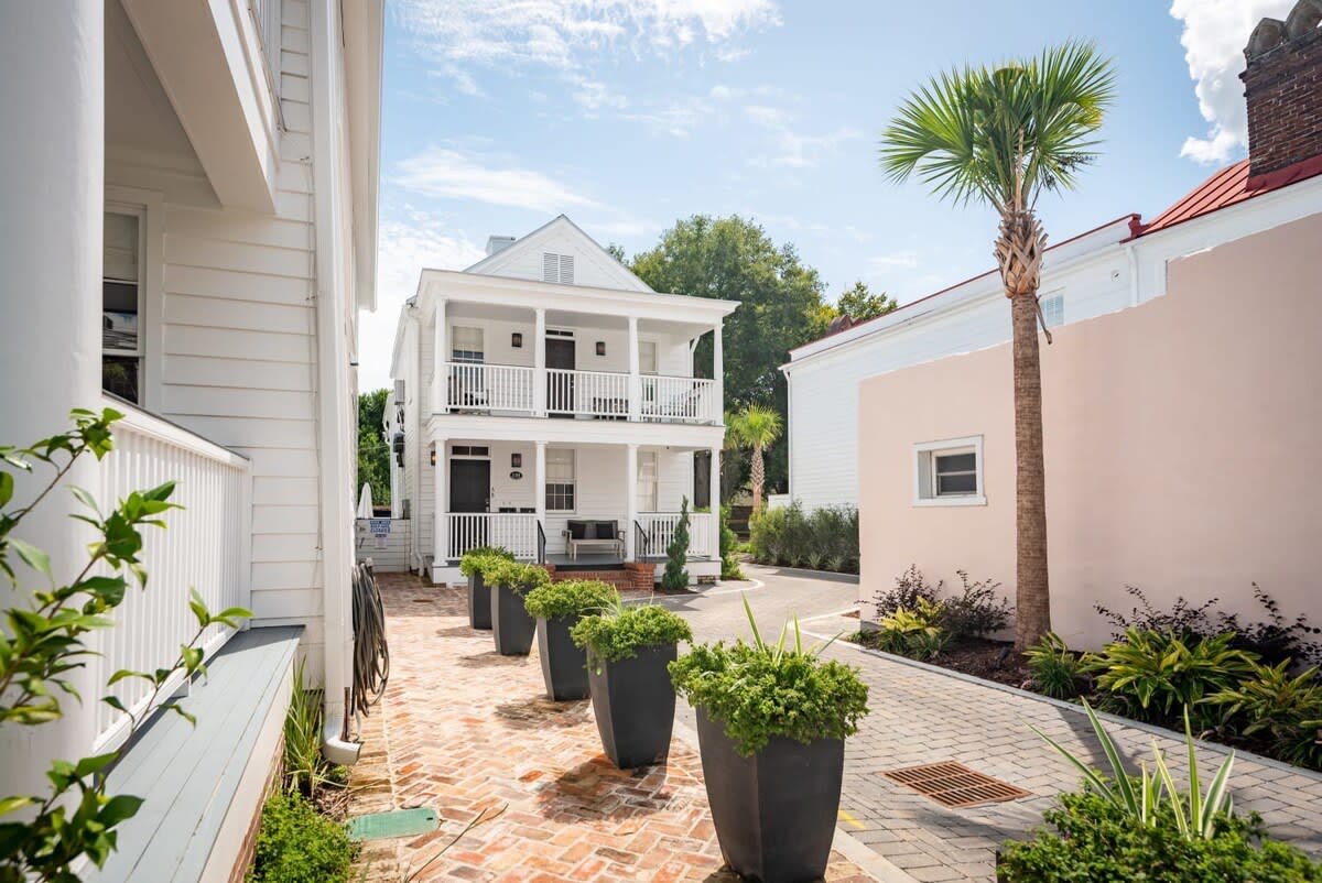 Boutique Home 'Dewees' - Charleston, SC