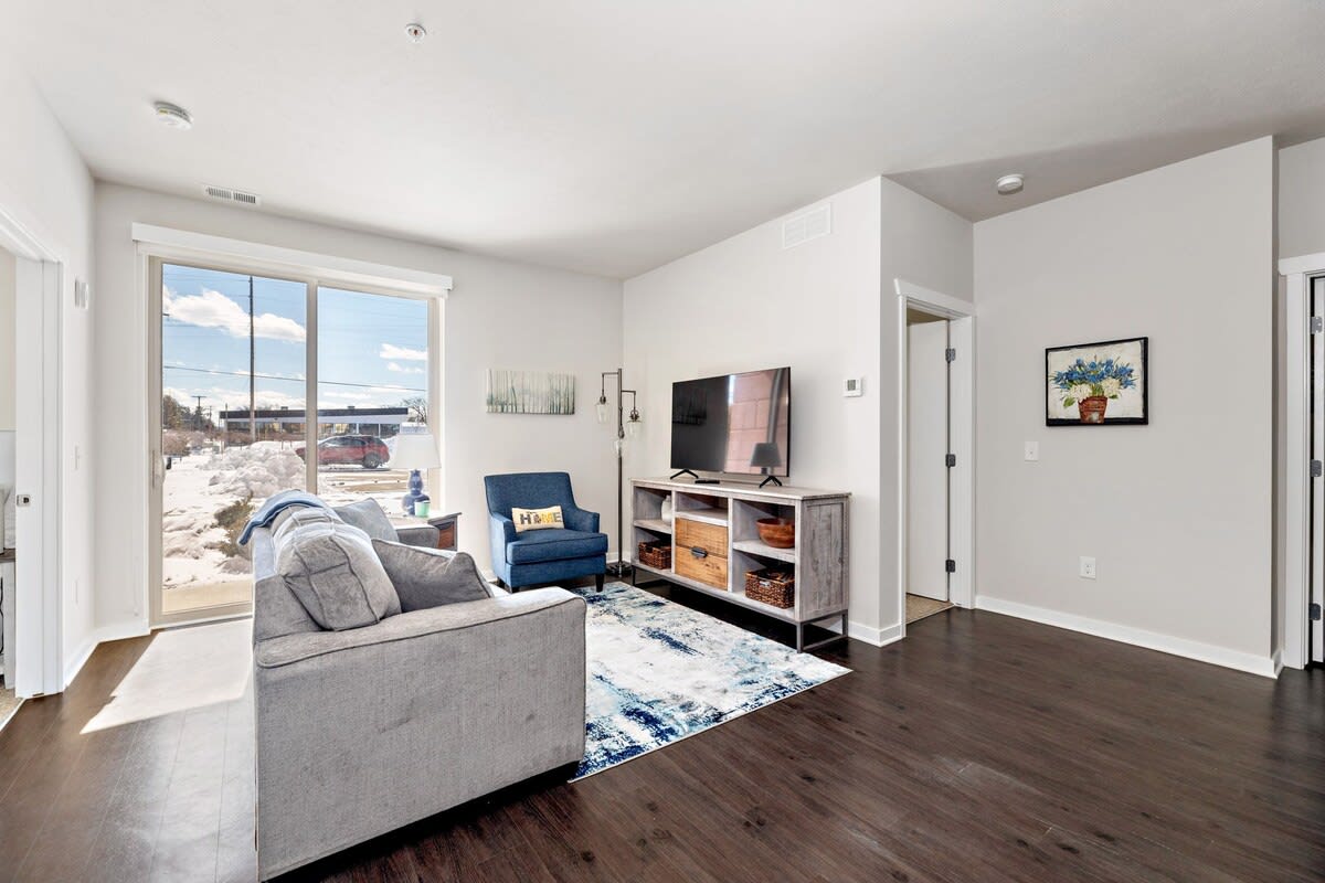 2br Tc Condo I Near Dt + Steps To Trail - Traverse City, MI