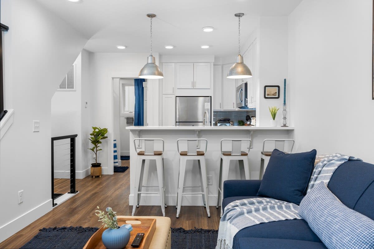Modern Tc Condo W/ Patio Close To Beach - Traverse City, MI