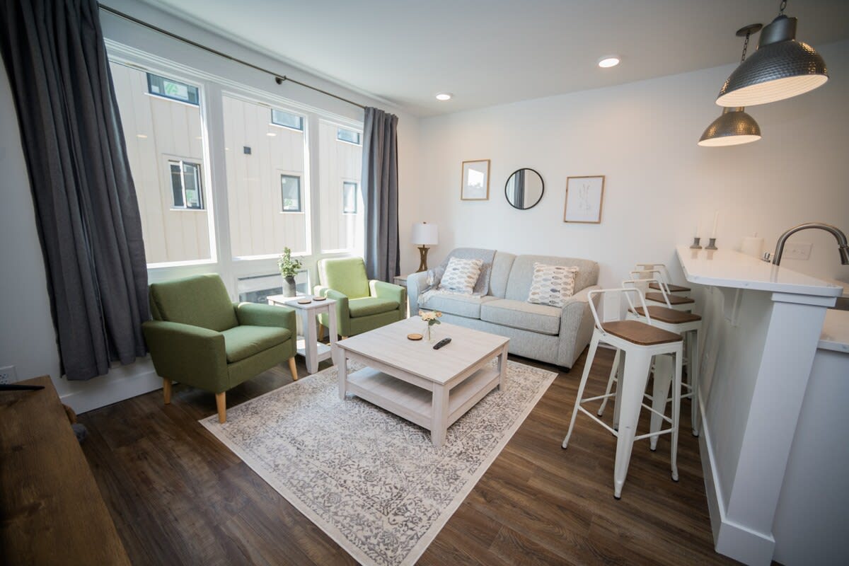 Rooftop Condo In Tc W/ Bay Views - Traverse City, MI
