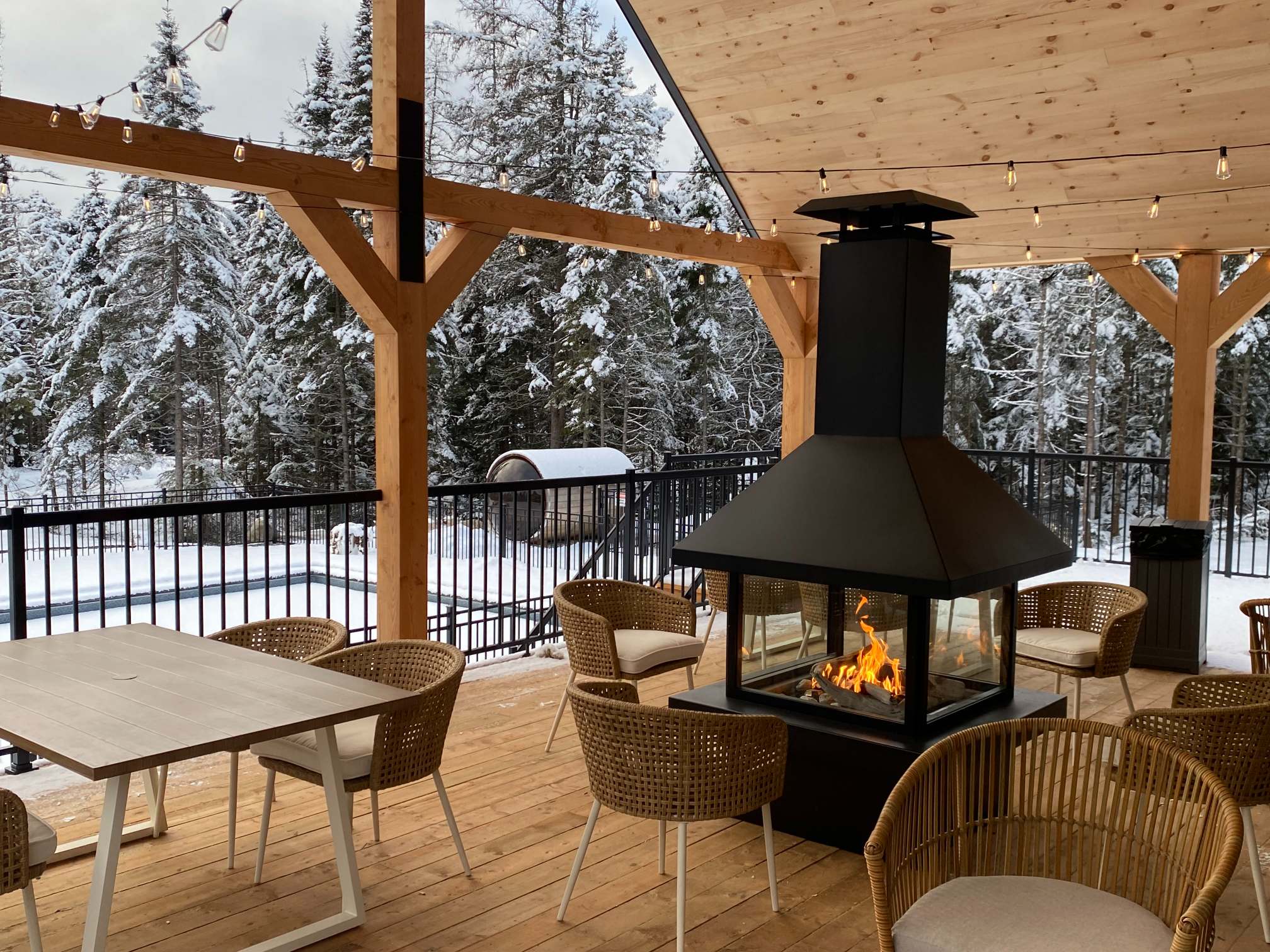 Dahlia #1 SPA PRIVÉ 4 SAISONS | Shannon | Chalets Confort