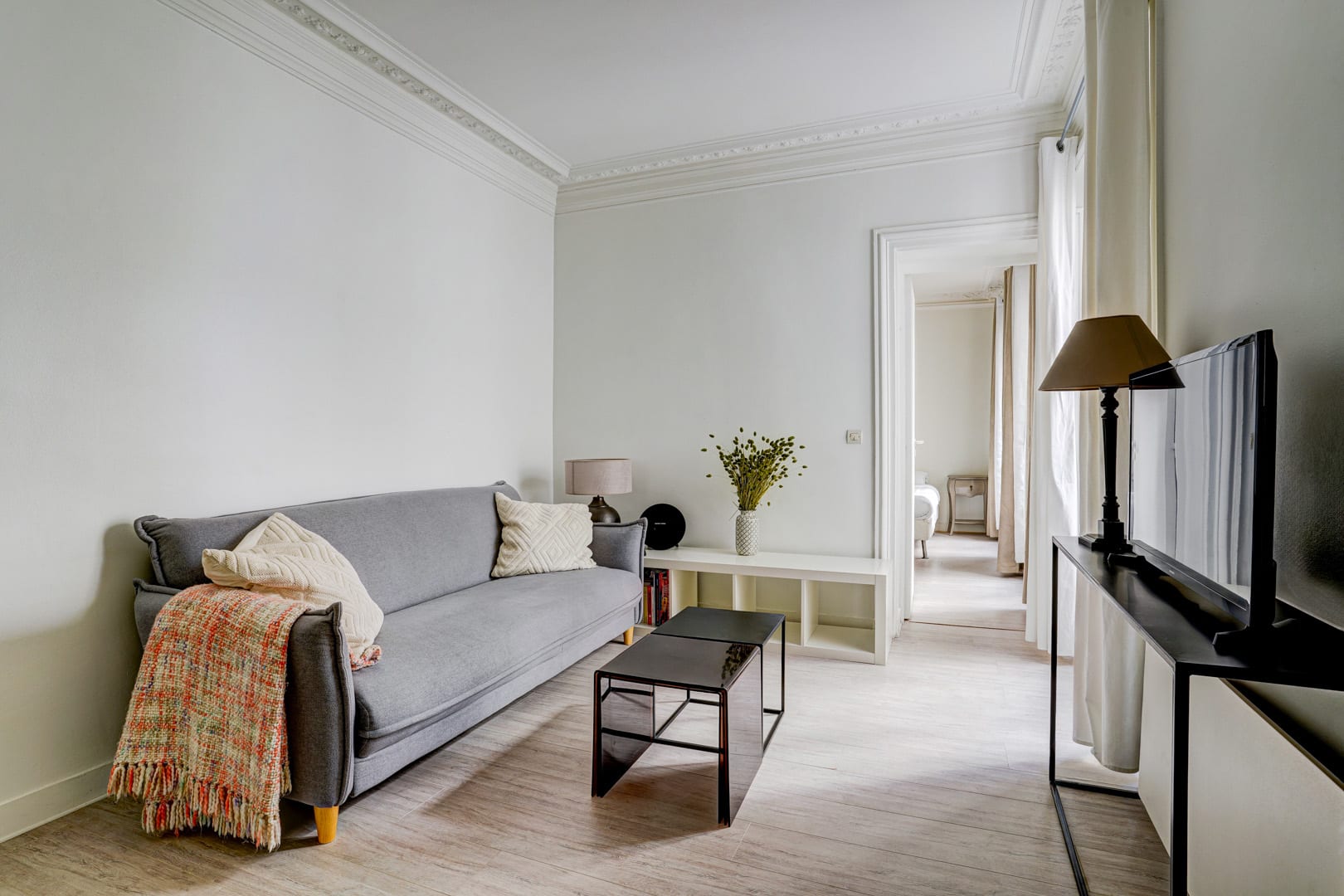 Secret Maillot / Charming 1 Bed Apt in Paris | Paris | Oasis Collections