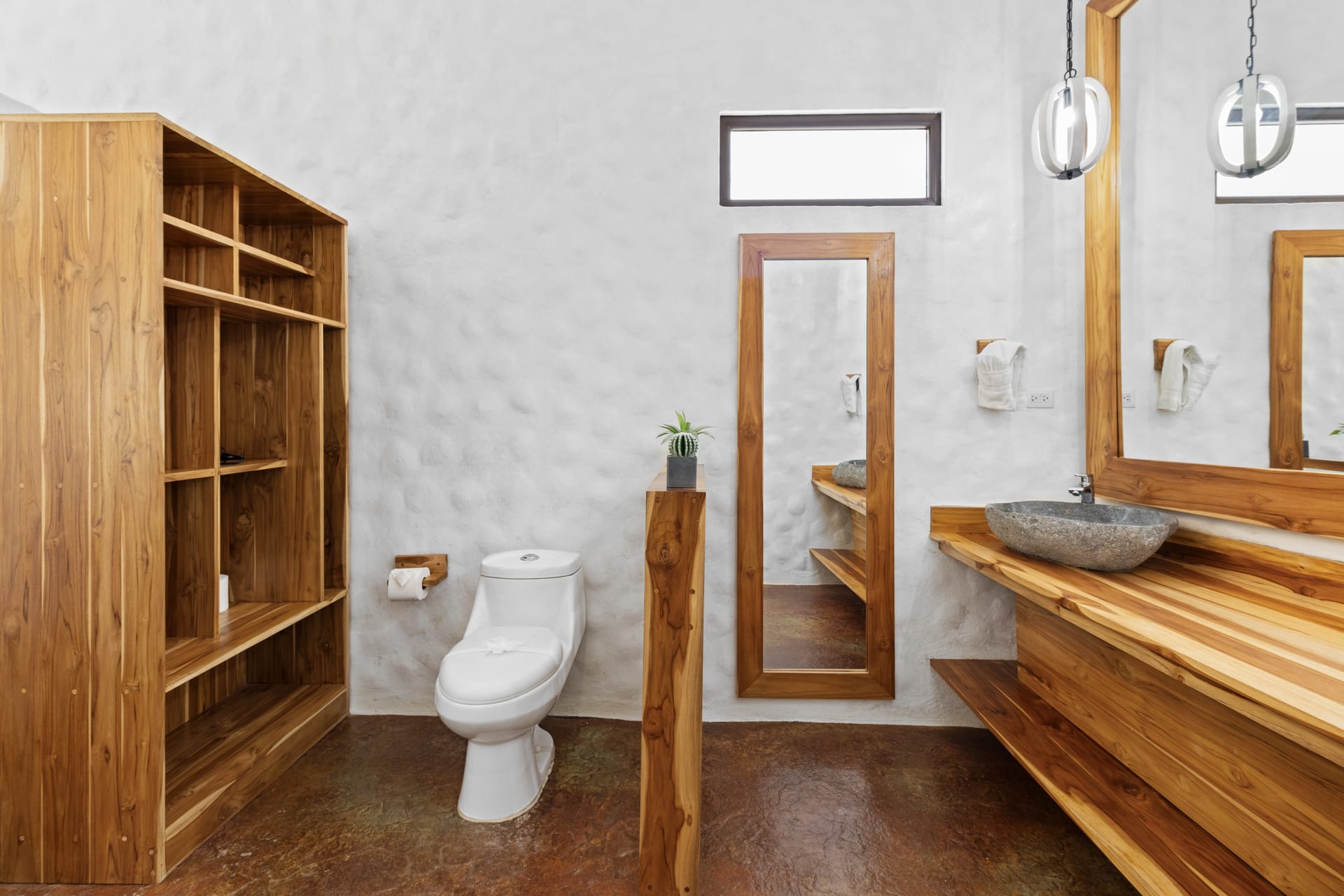 Casa Estrella: 4 Bdrm, 4.5 Bath Zen House Rental with Pool