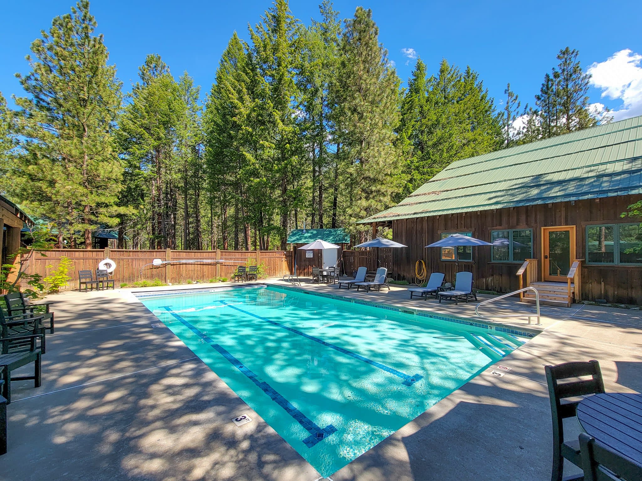 Cedar Falls Cabin At The Inn At Mazama | Mazama | The Inn at Mazama ...