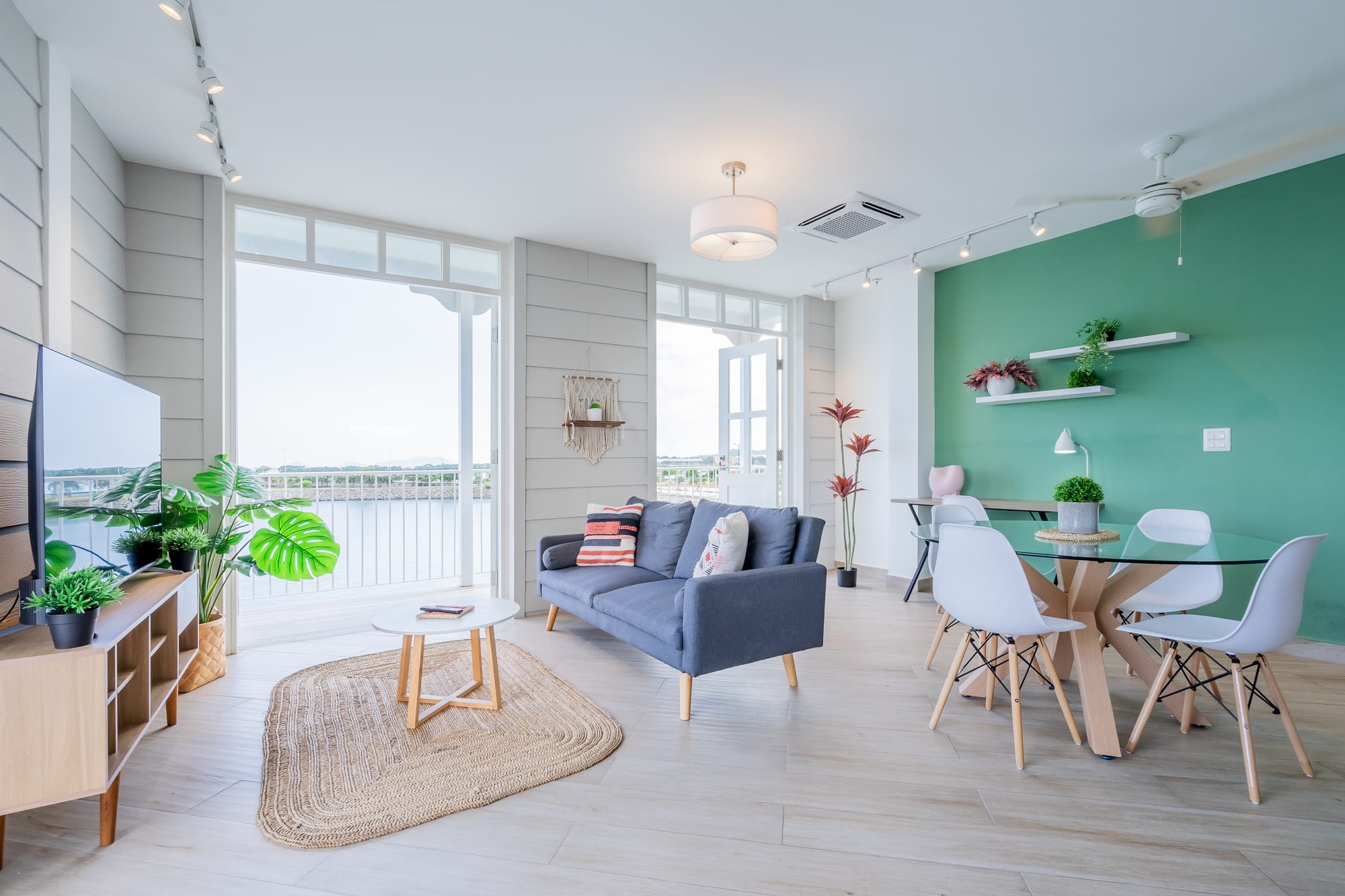 W* | Roomy 1br In Casco Antiguo W/ Balcony - Panama