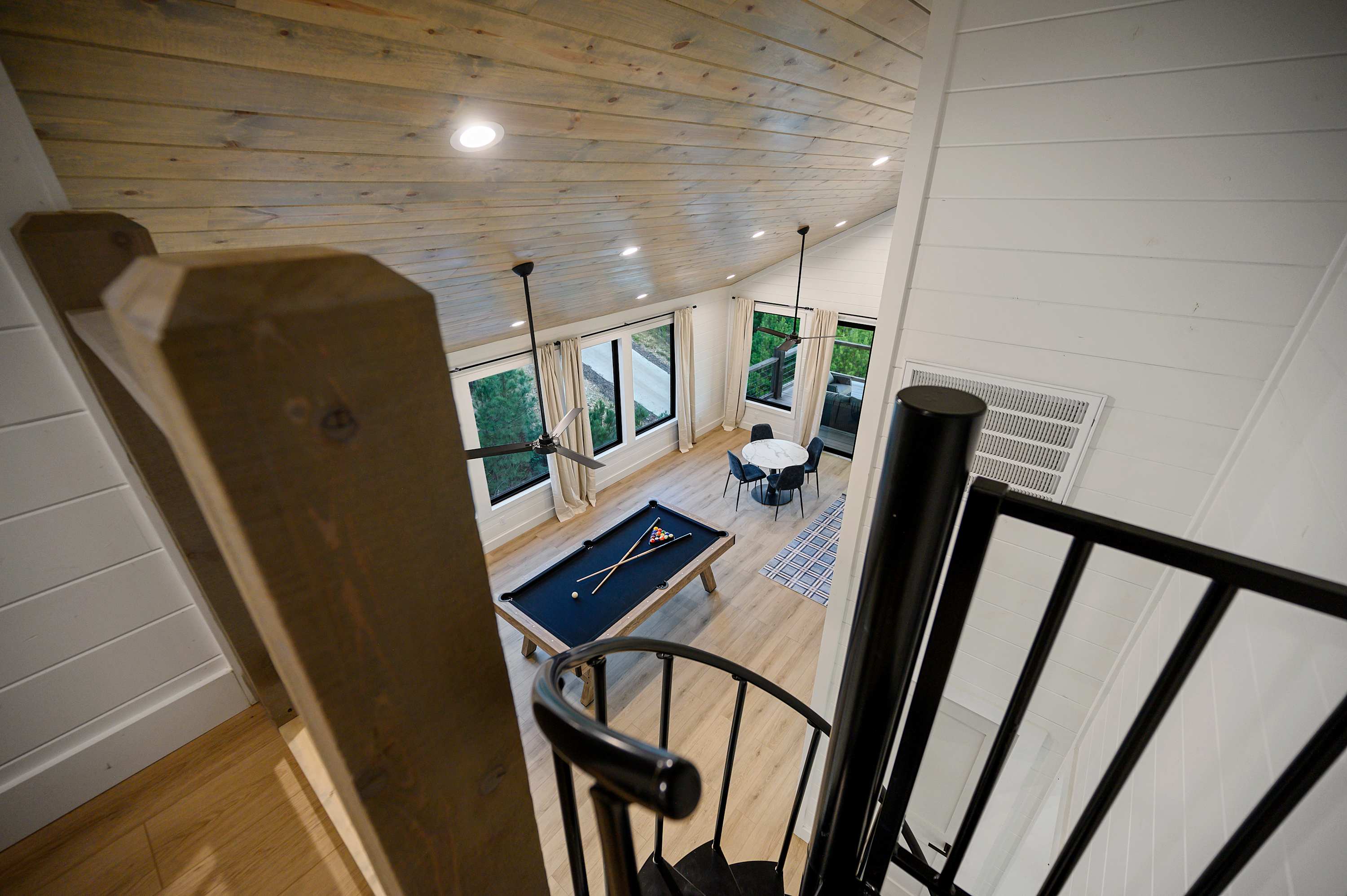 Pets | Heated Pool | Fire Pit | Hot Tub | Sleeps 26 | Broken Bow ...