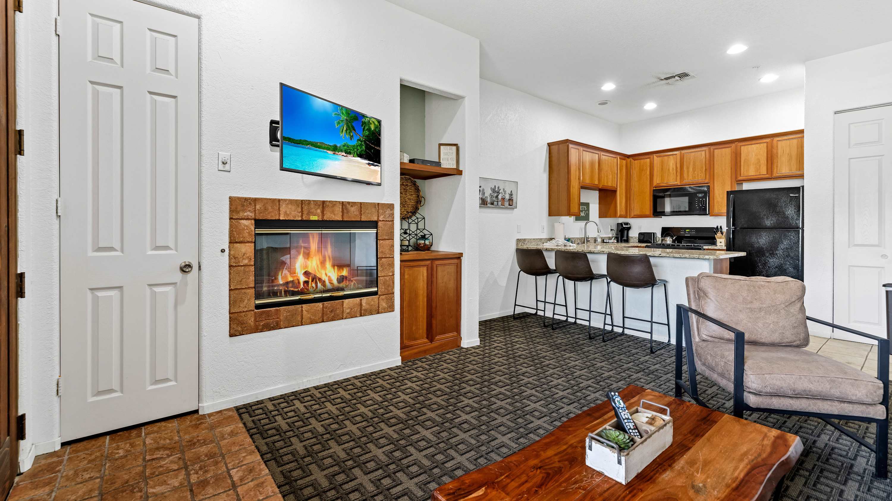 Clr103 Charming 1br Oasis Steps From Old Town Lq - La Quinta, CA