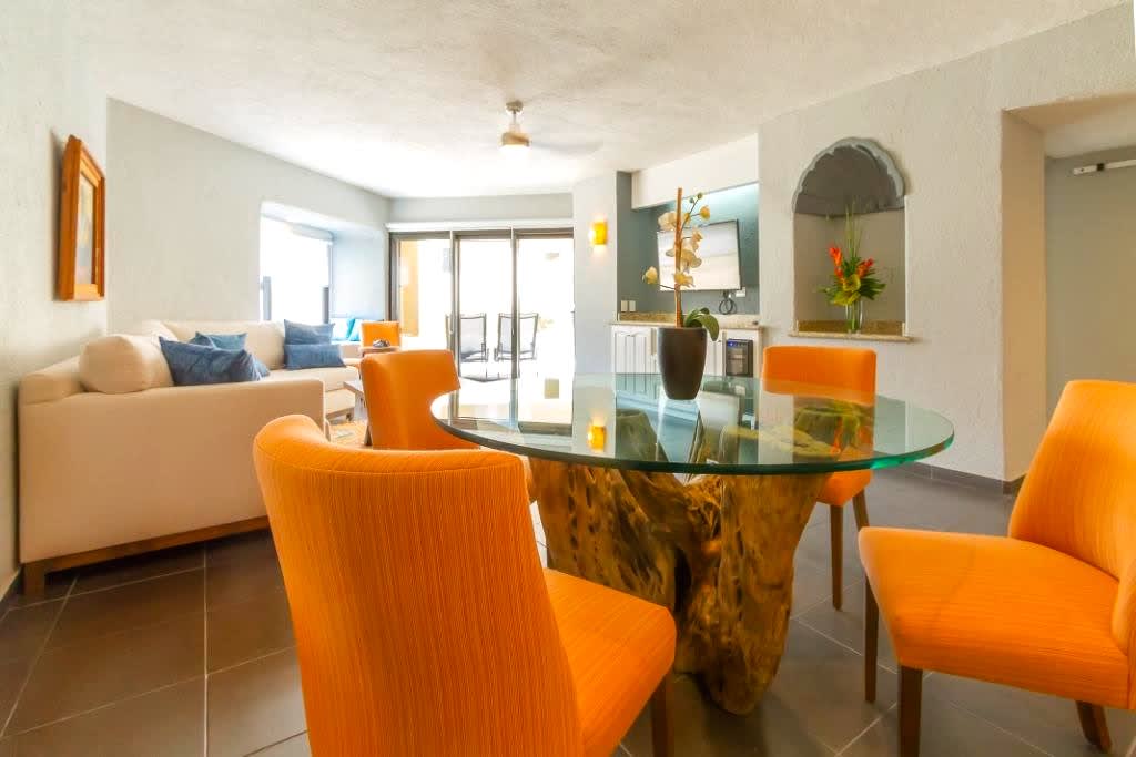 Beachfront Retreat with Patio, BBQ Grill and Pools | Cabo San Lucas ...