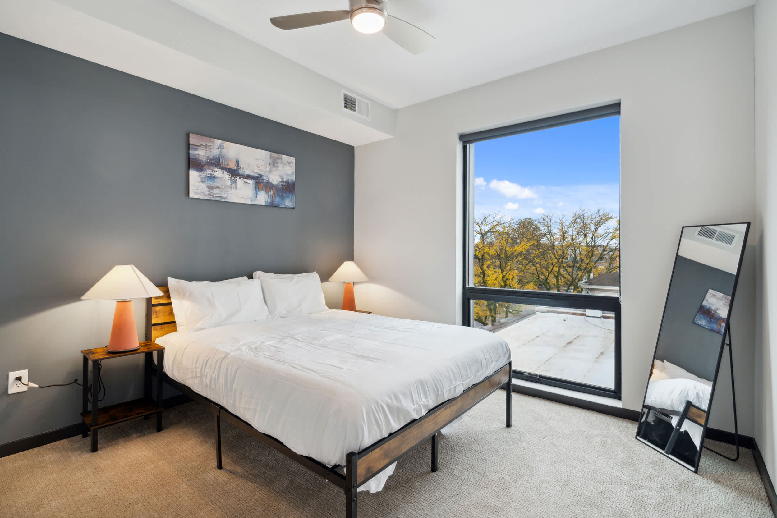 Cozysuites Mass 2br 1ba - Lounge And Roof Deck - Indianapolis