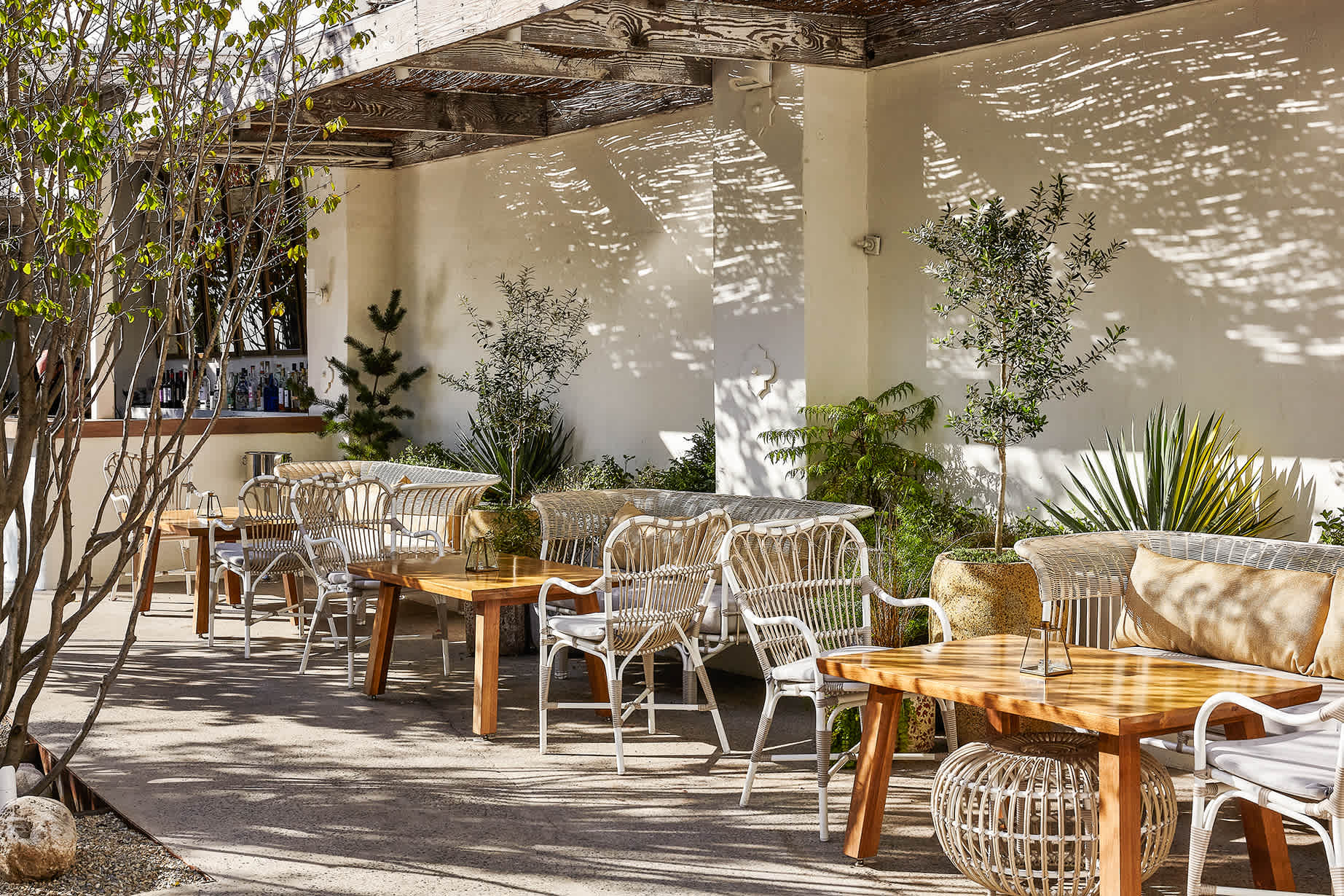 Springing Line Loft Queen Suite | Philadelphia | Archway