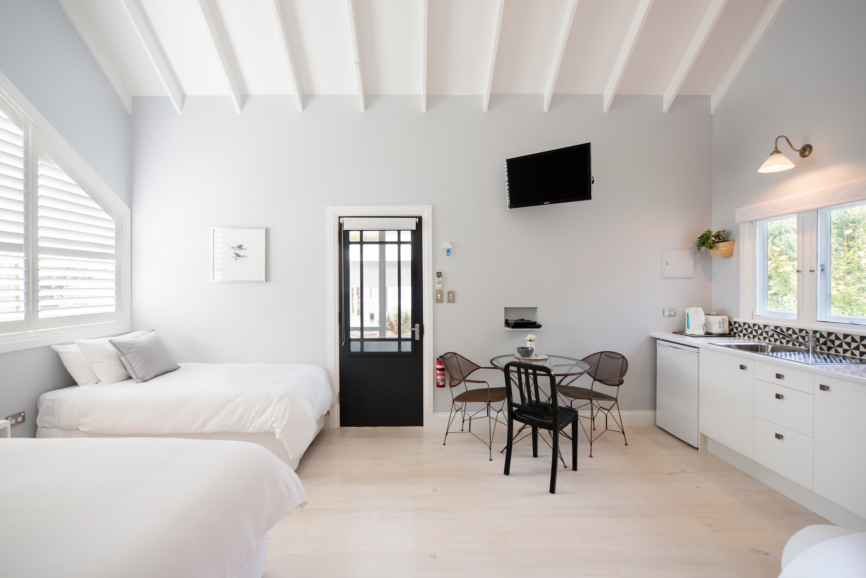 Beach Huts Middleton-Coogee Studio Hut in Middleton | Beach Huts Middleton