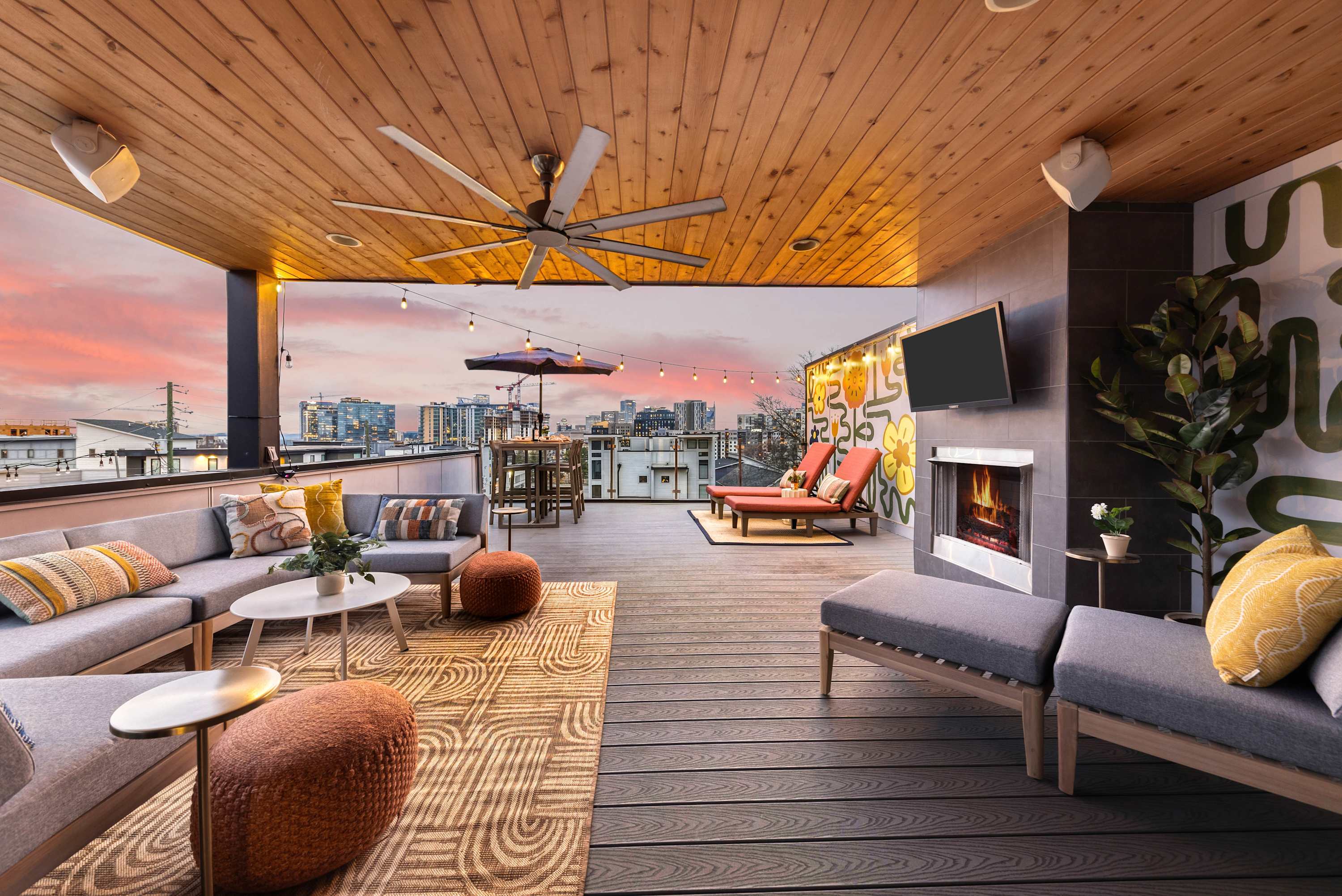 Gulch House | Pool Retreat Near Broadway - Nashville, TN