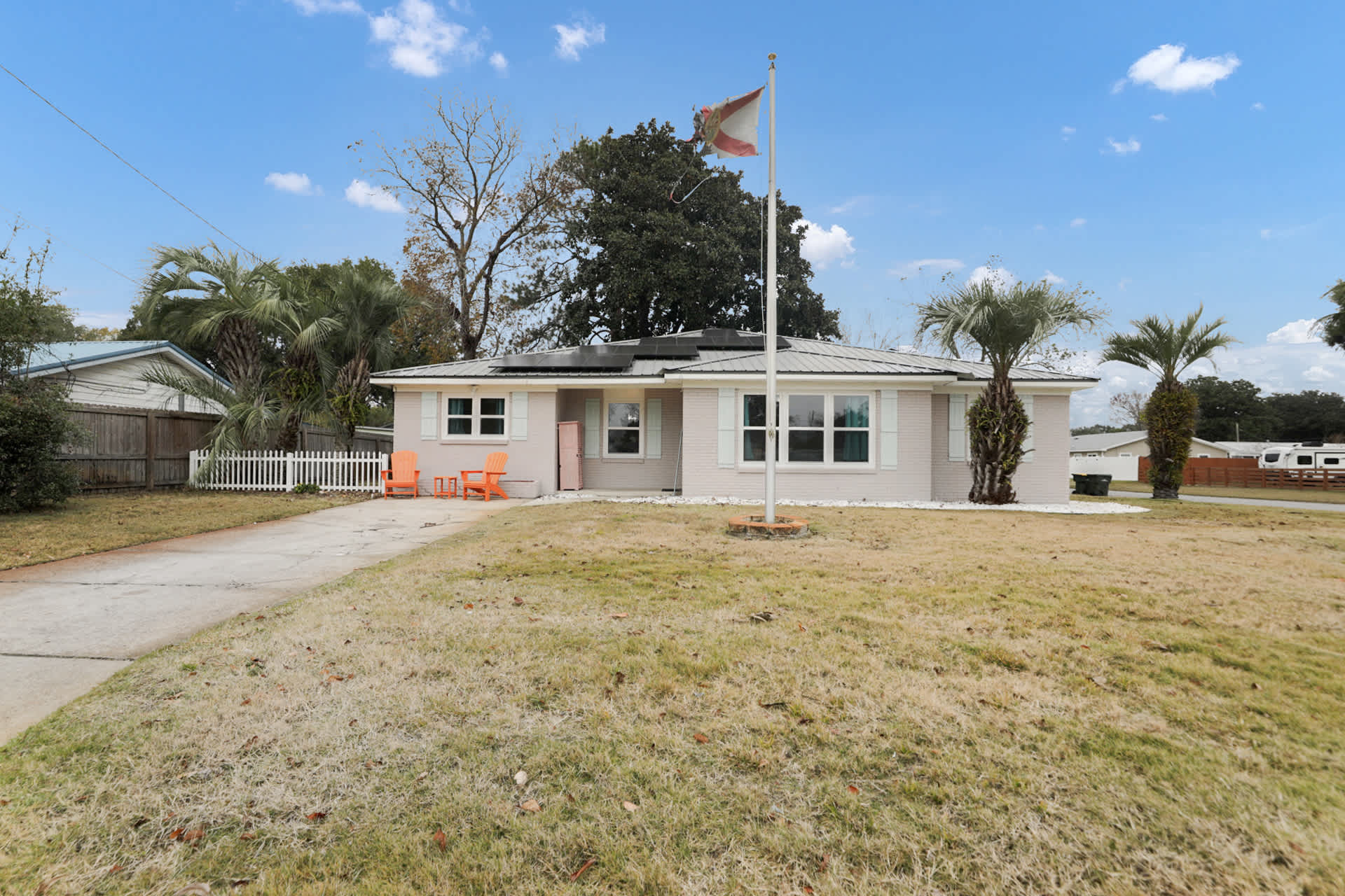 Spacious Getaway With Arcade And Grill - Stunning Ocean Retreat - Fort Walton Beach, FL