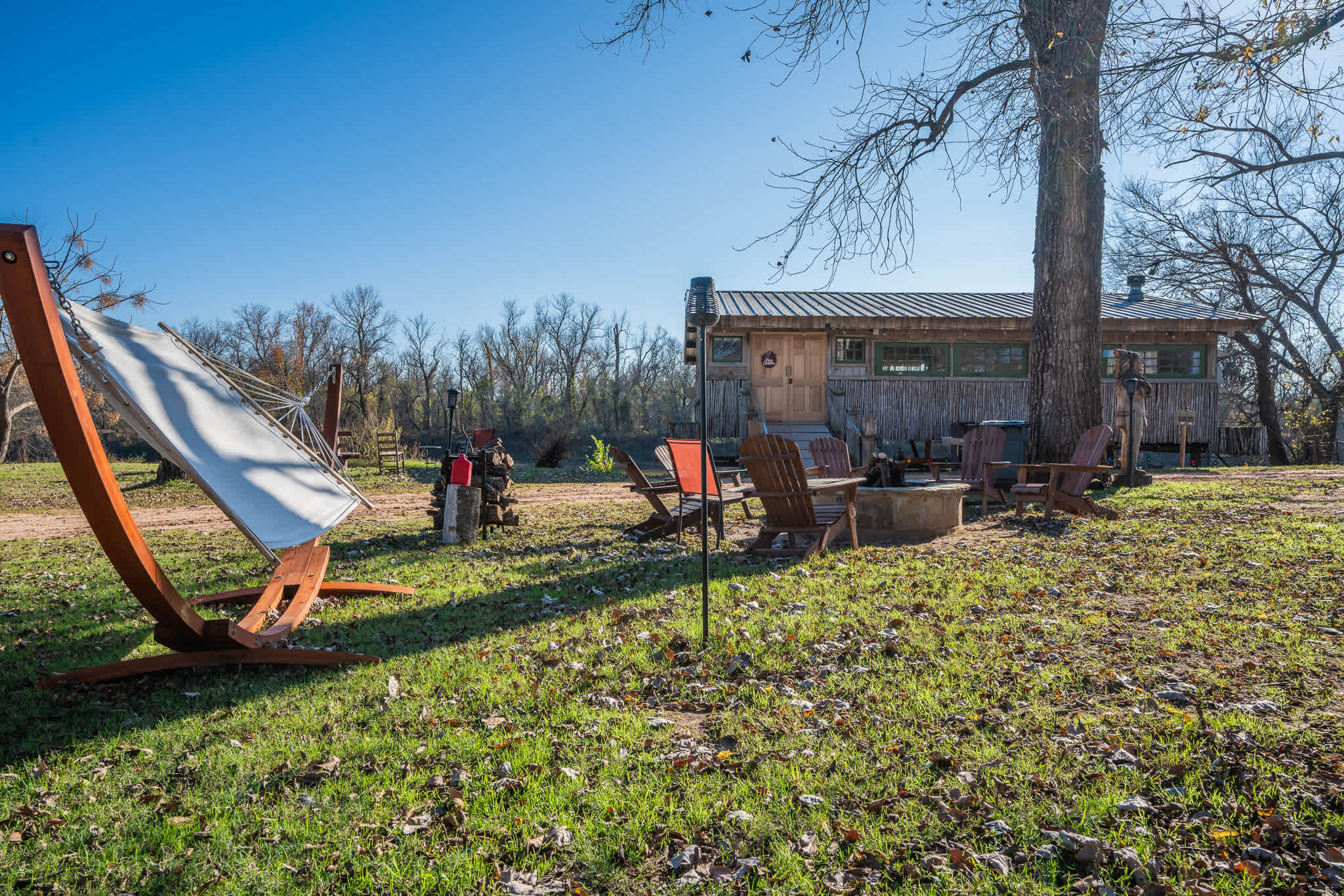 Waco Rustic Boat House, River Fishing, Sunset Views | Satin | Moon ...