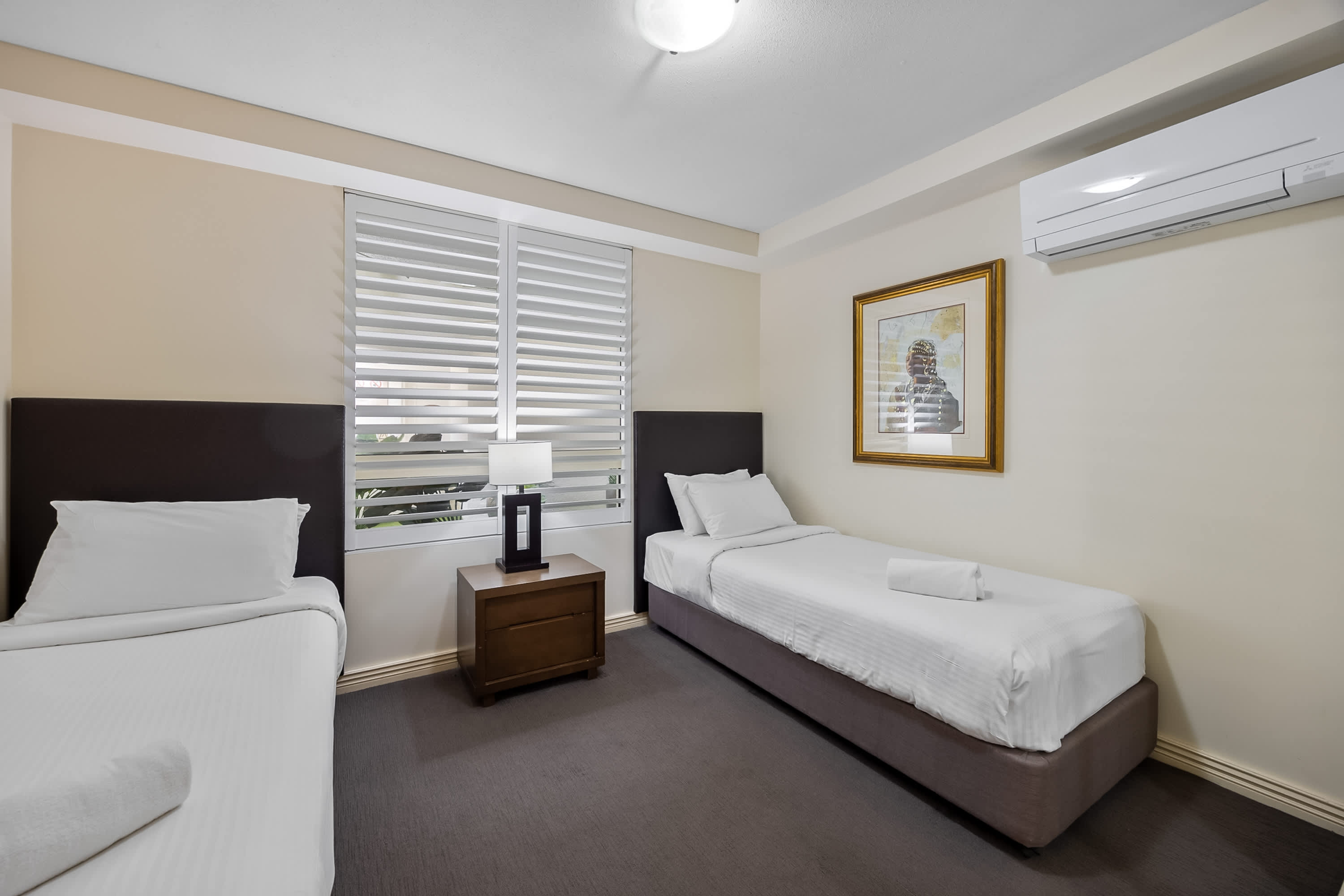 ZANZ205- Exclusive Outdoor Spa with Ocean Glimpses | Mooloolaba ...