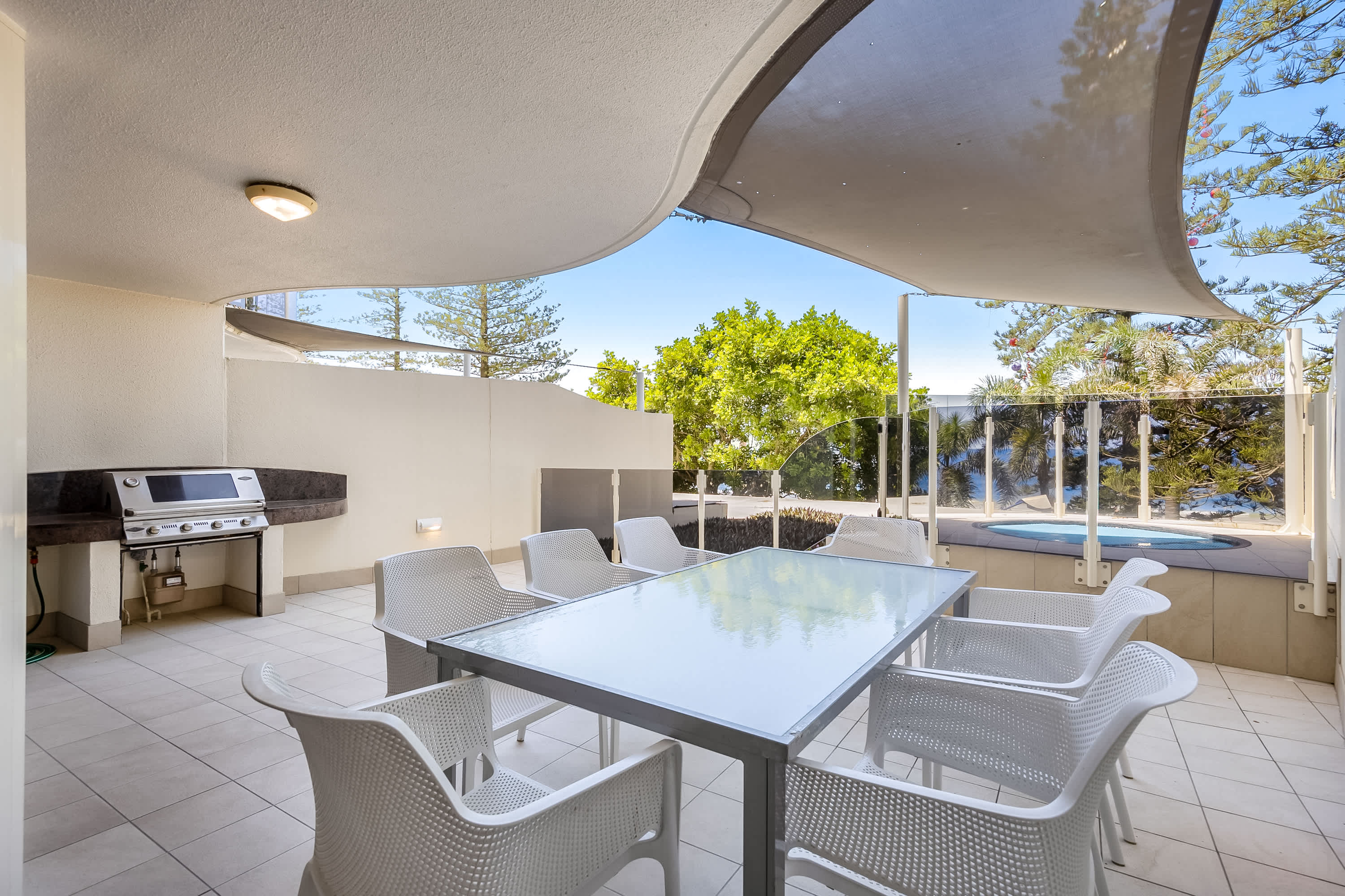 ZANZ205- Exclusive Outdoor Spa with Ocean Glimpses | Mooloolaba ...