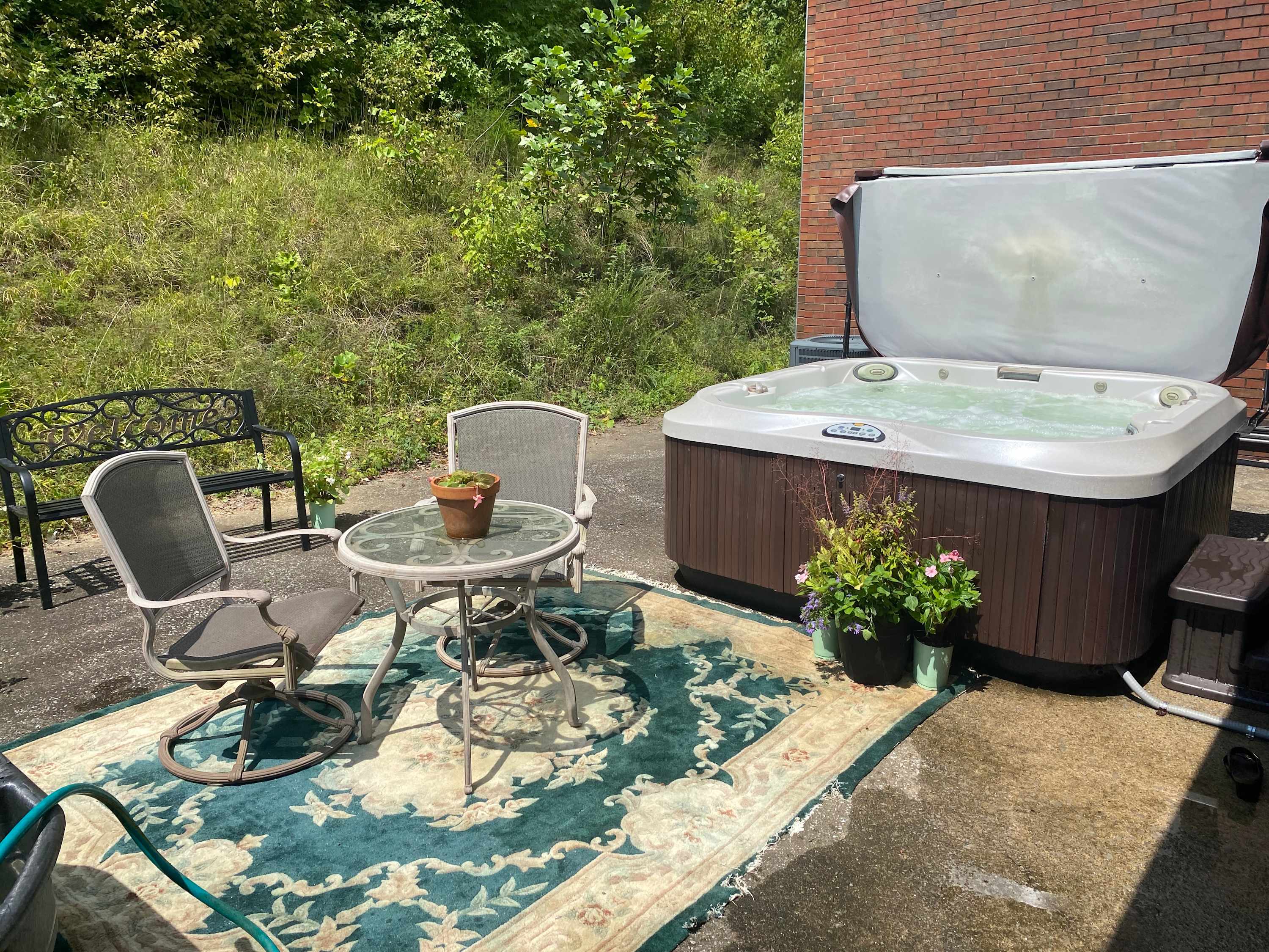 Lakeside Lodge in Tennessee nature with sauna and hot tub available ...