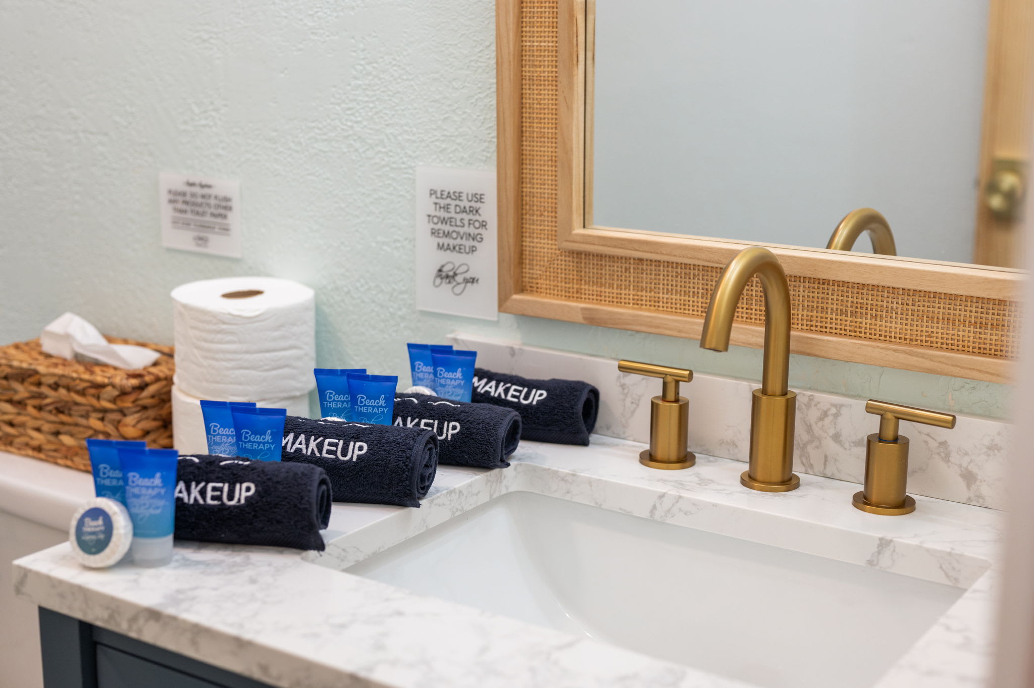 The Chubby Mermaid-1 minute walk from Nags Head Beach! 4 Bed, 3 Bath ...