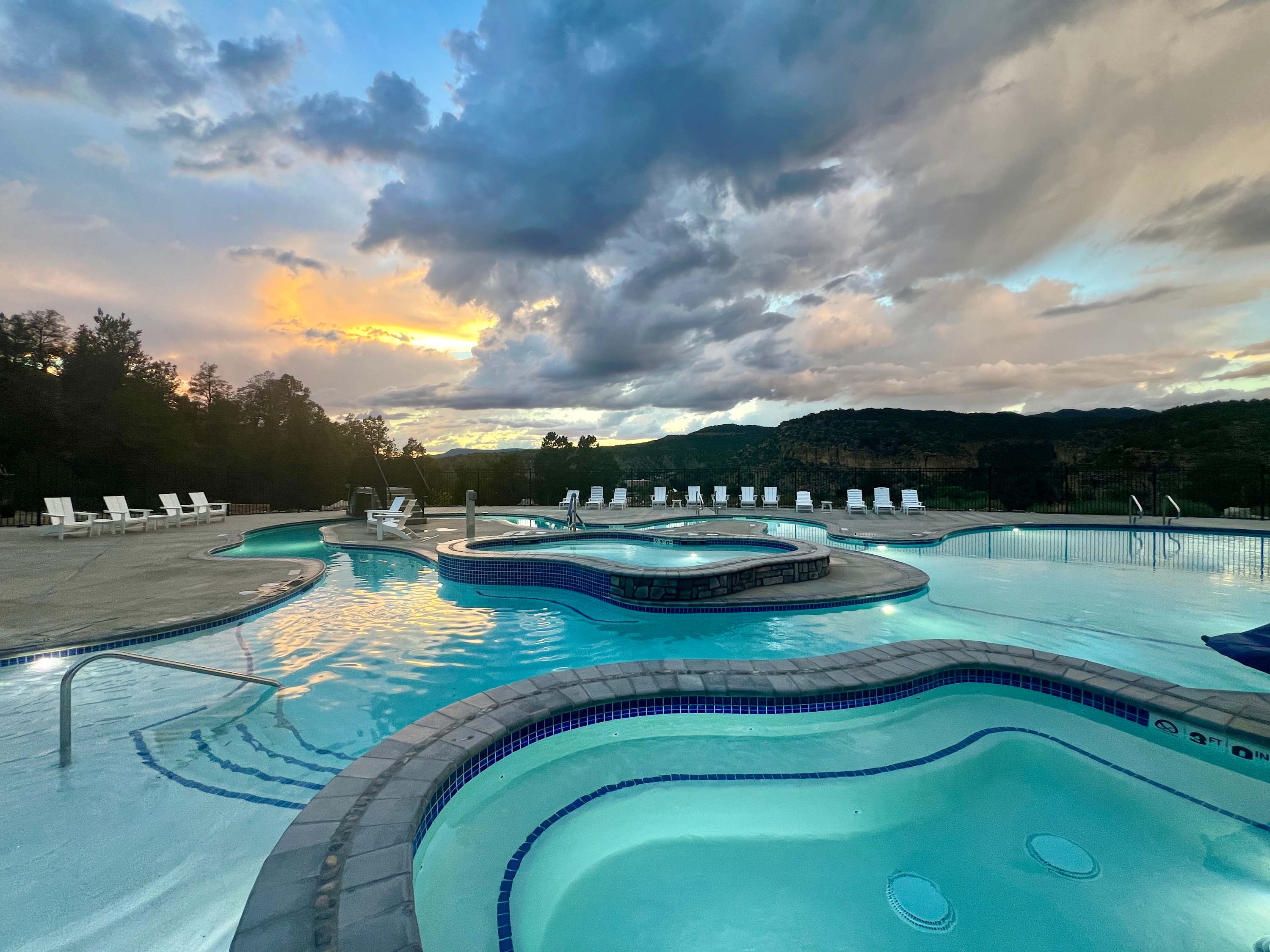 Yurt-Sunset Views, Resort Pools, near Zion & Bryce | Orderville | East Zion Resort