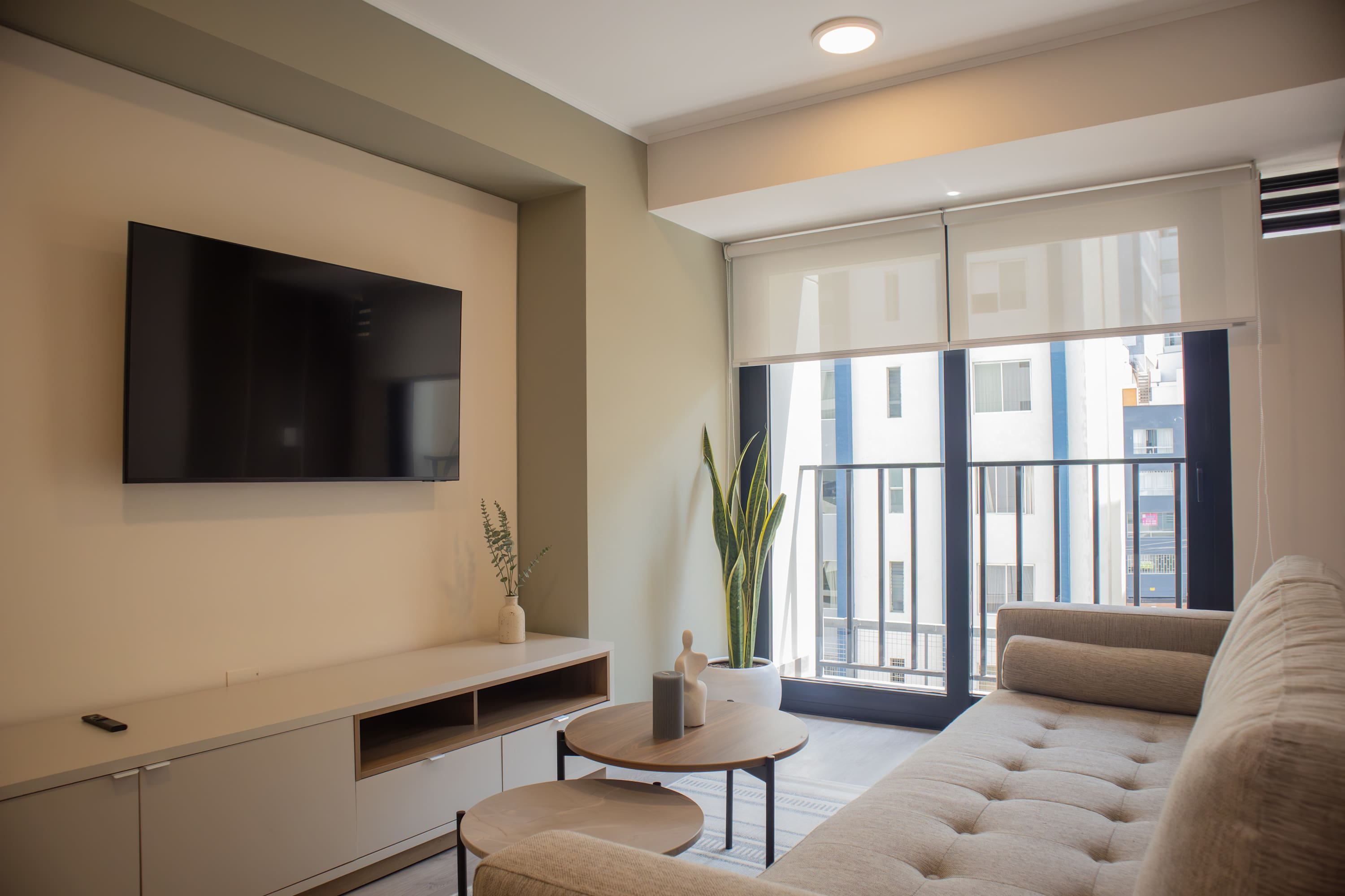 W* | Inspirational 1br W/balcony In Miraflores - Peru