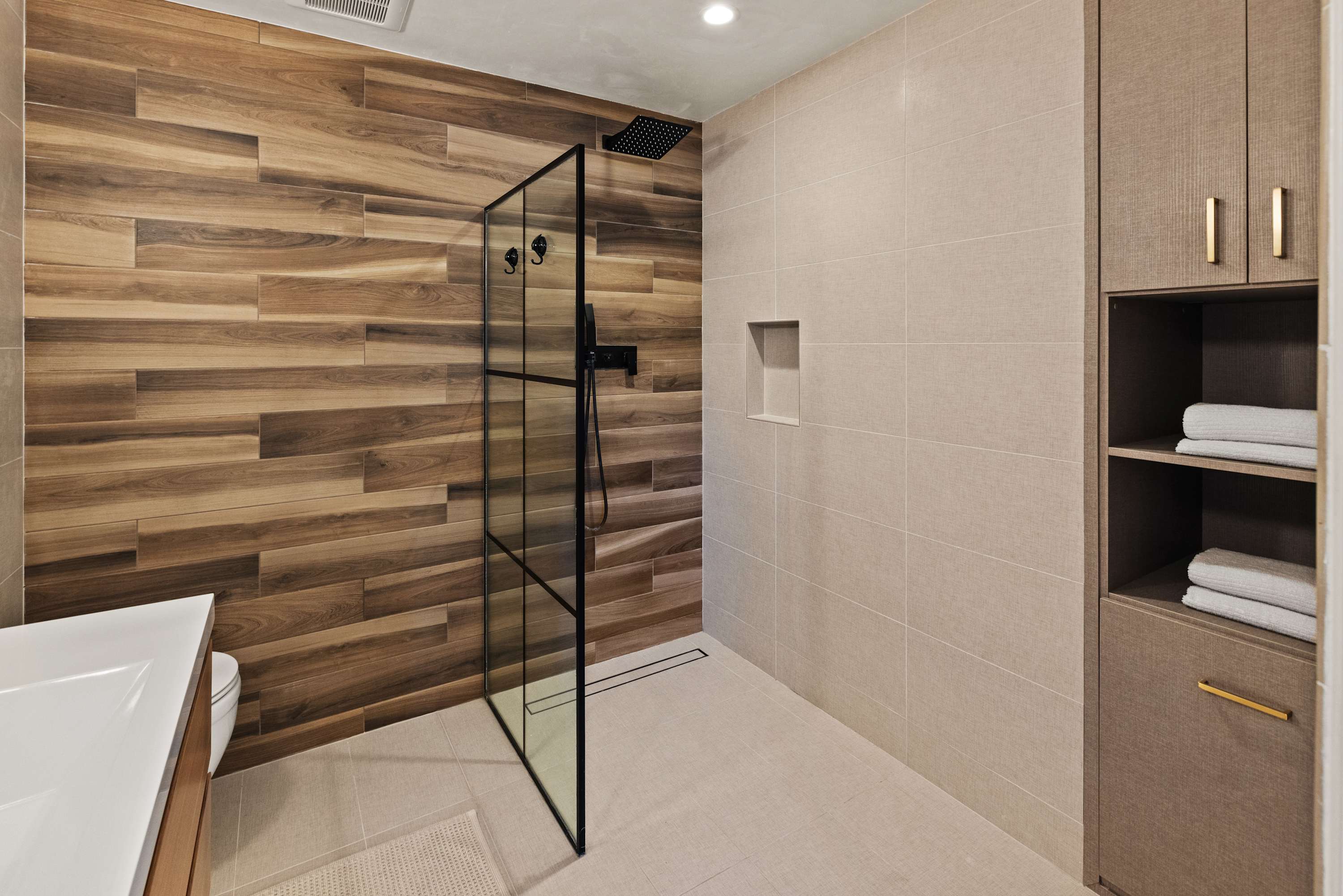 Luxury Pebble Beach 5BR 6BA Newly Remodeled Home | Pebble Beach ...