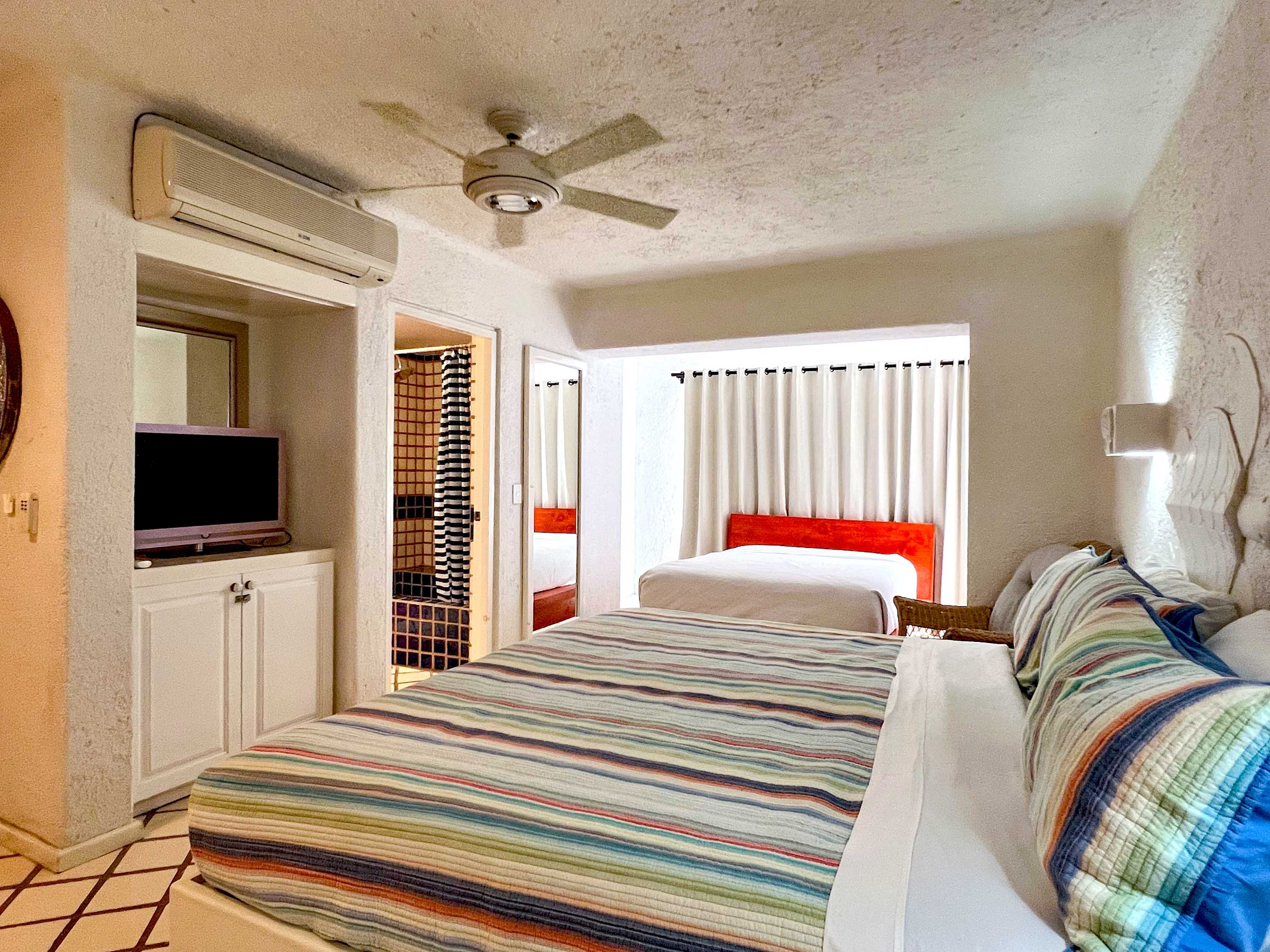 Oceanview Balcony | 2 Pools | Downtown Access | Cabo San Lucas ...